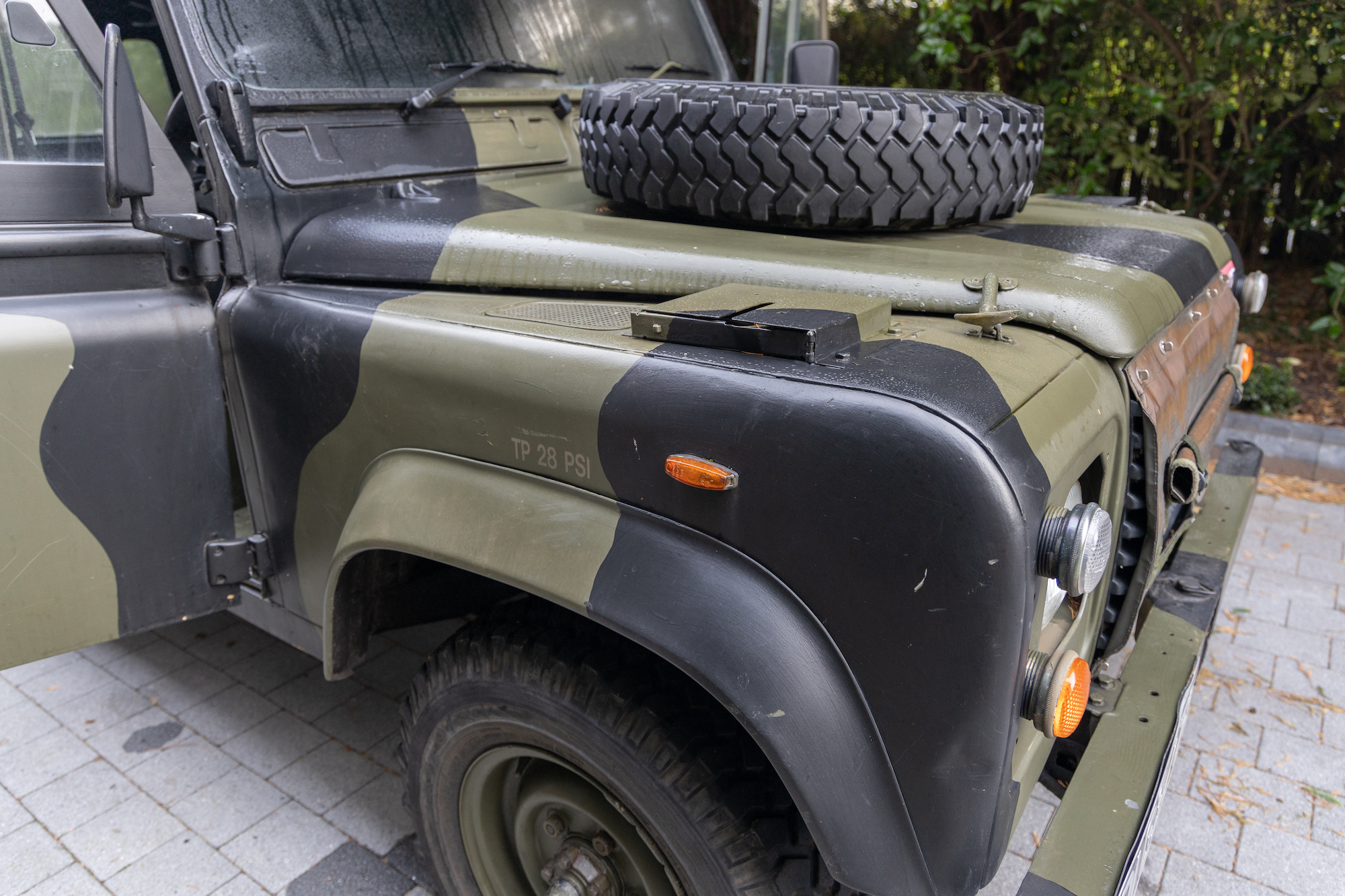 1987 LAND ROVER 110 - EX MILITARY