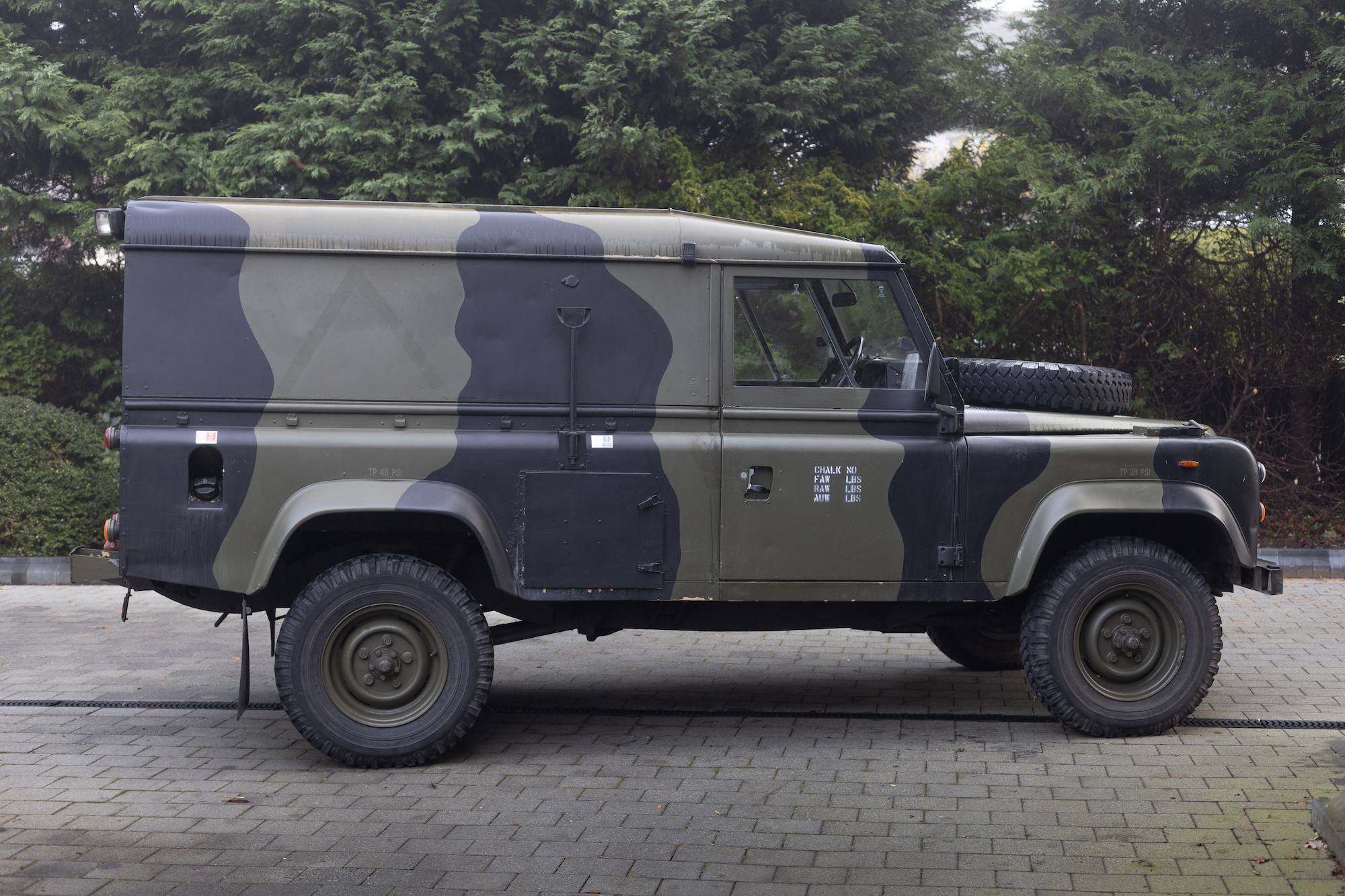 1987 LAND ROVER 110 - EX MILITARY