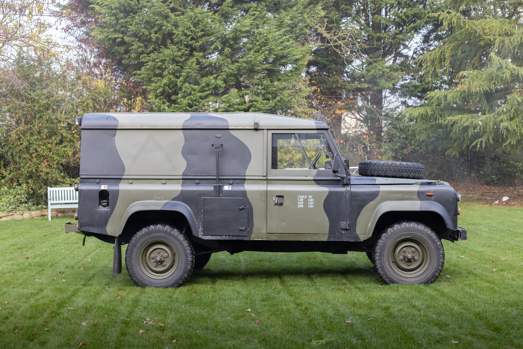 1987 LAND ROVER 110 - EX MILITARY