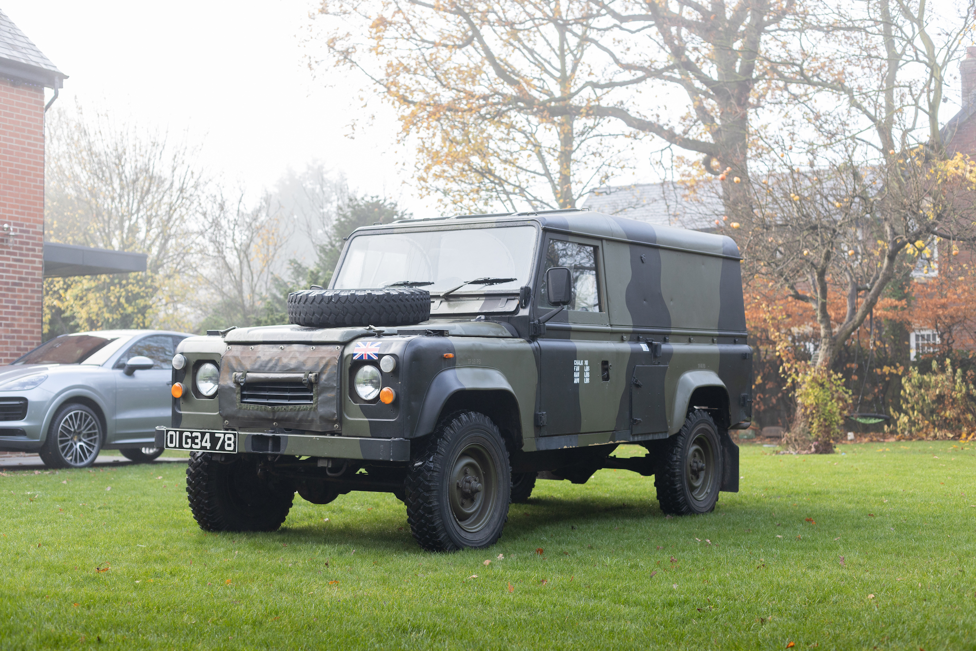 1987 LAND ROVER 110 - EX MILITARY