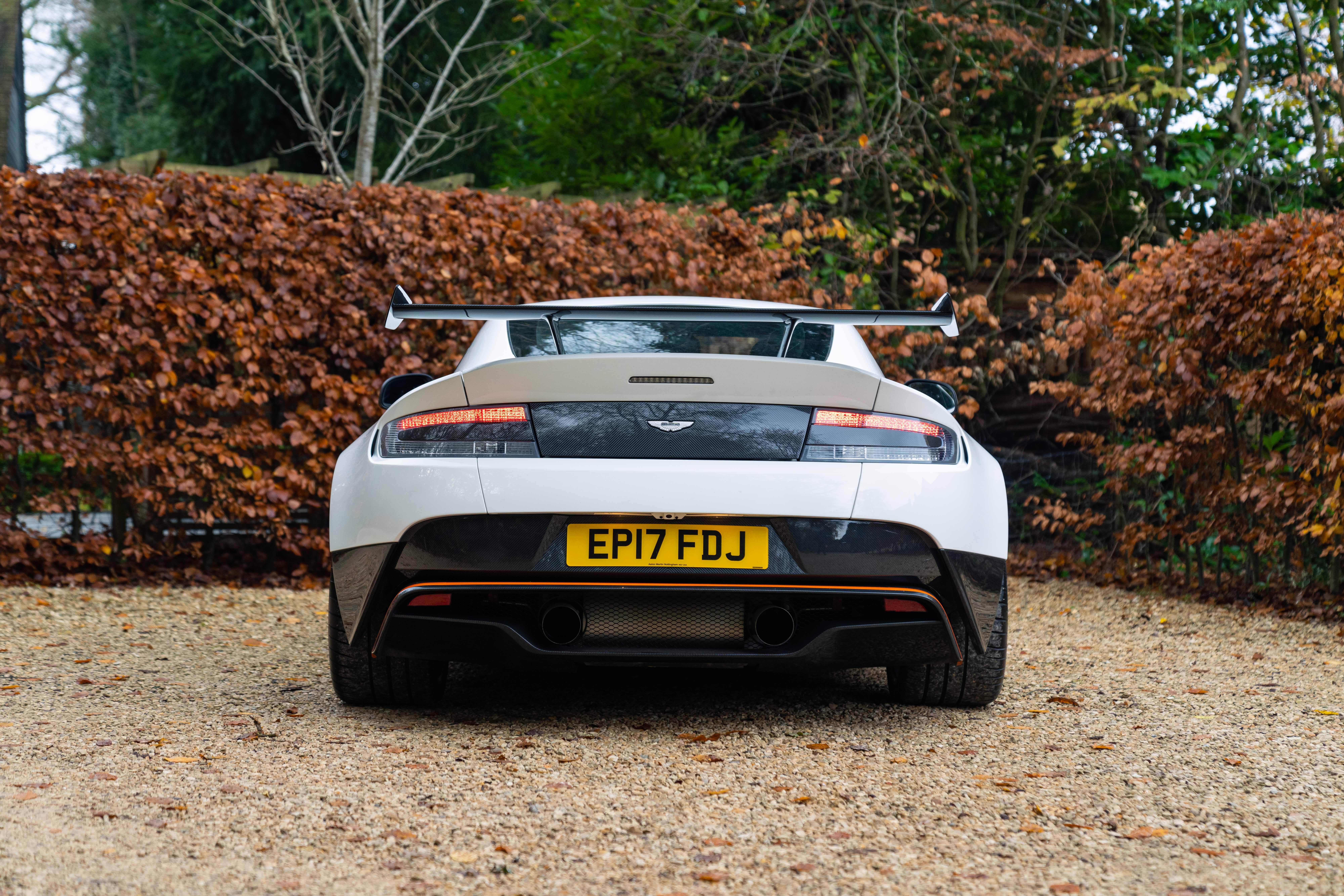 2017 ASTON MARTIN VANTAGE GT8 - 840 MILES