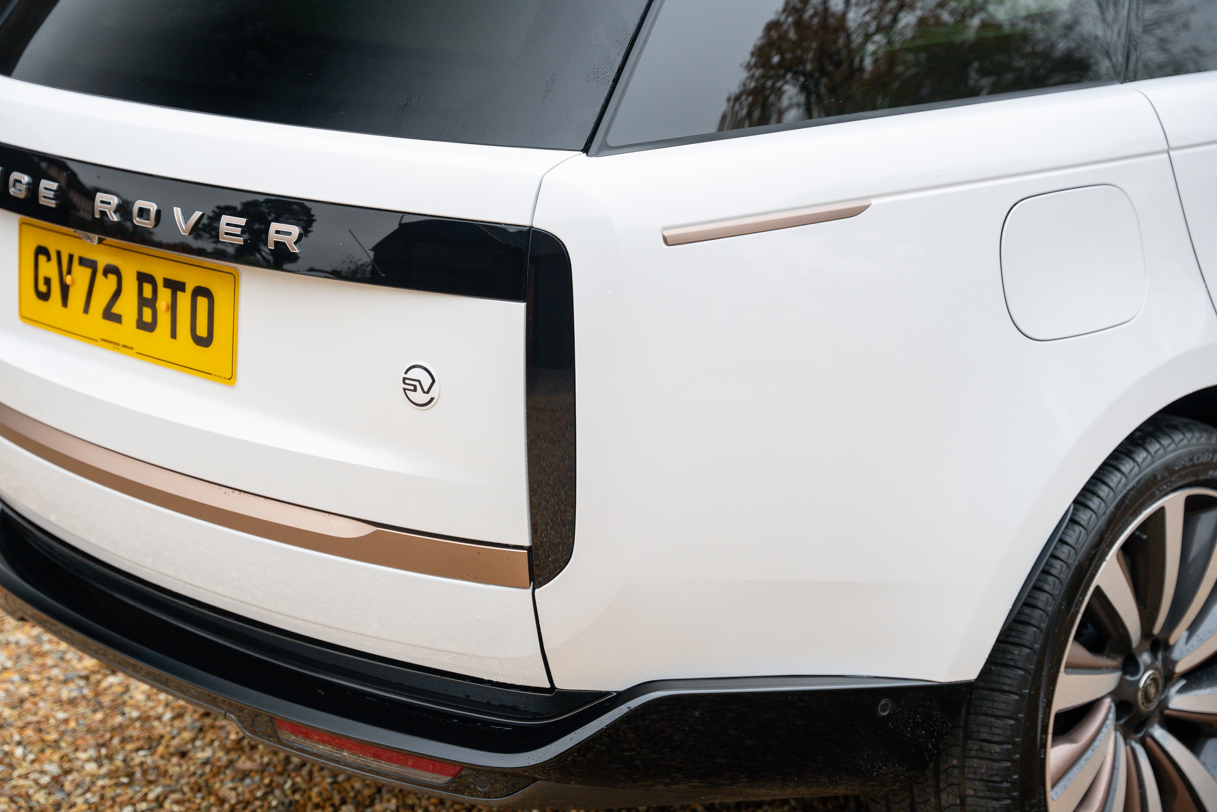 2022 RANGE ROVER SV SERENITY - 50 MILES