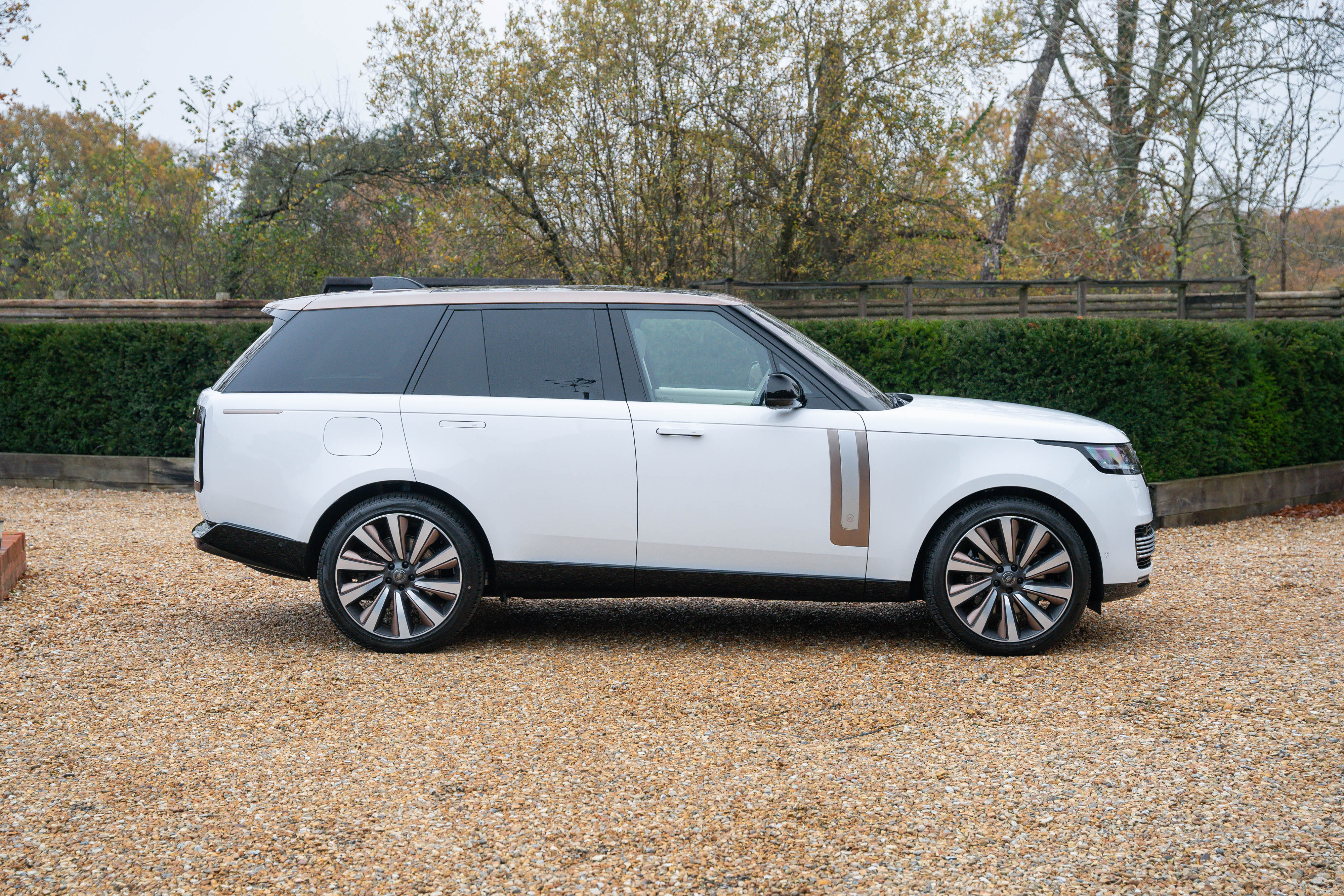 2022 RANGE ROVER SV SERENITY - 50 MILES