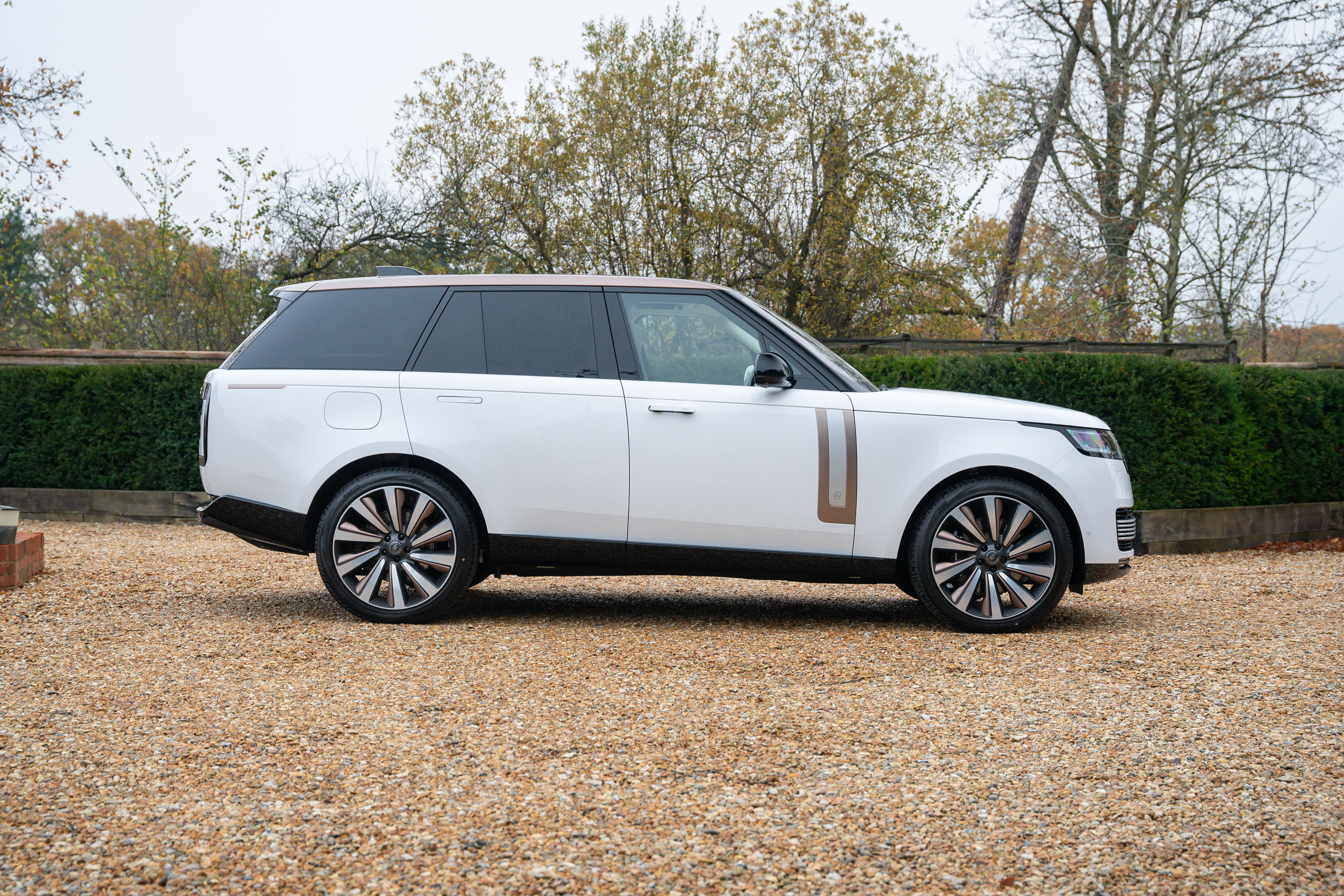 2022 RANGE ROVER SV SERENITY - 50 MILES
