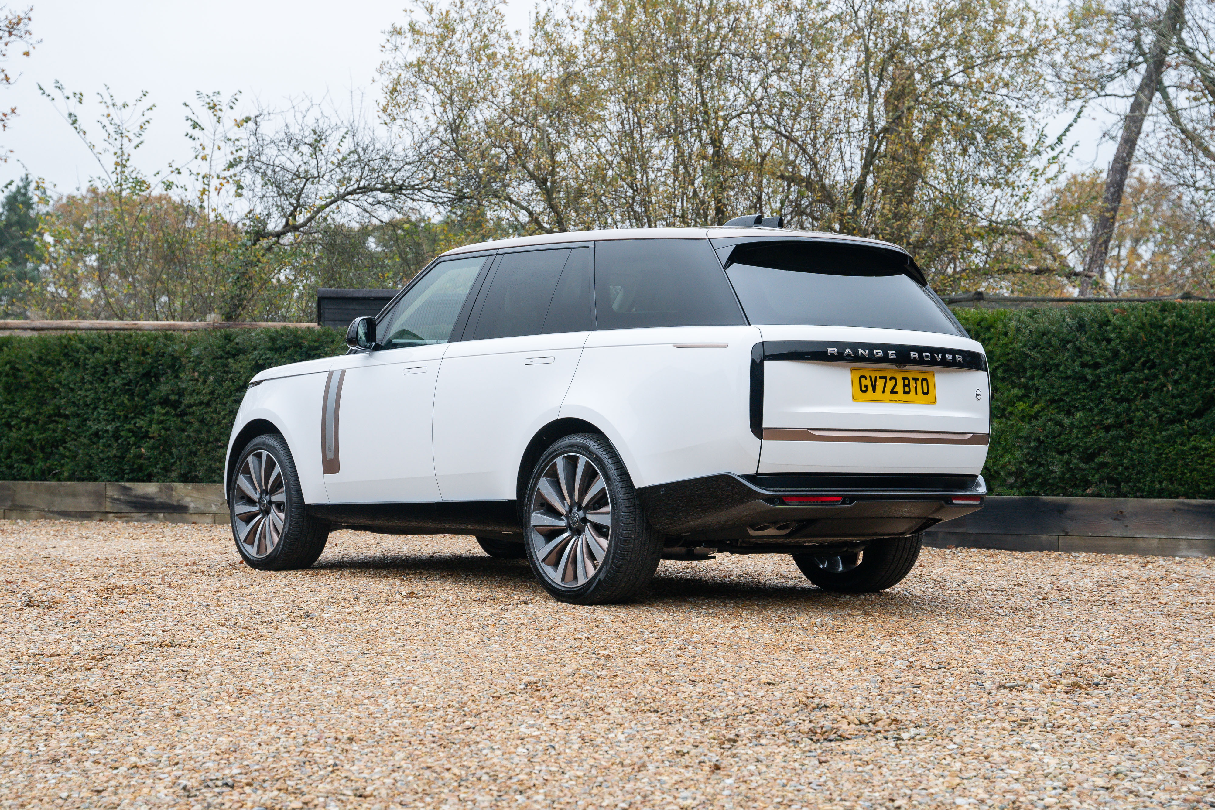2022 RANGE ROVER SV SERENITY - 50 MILES