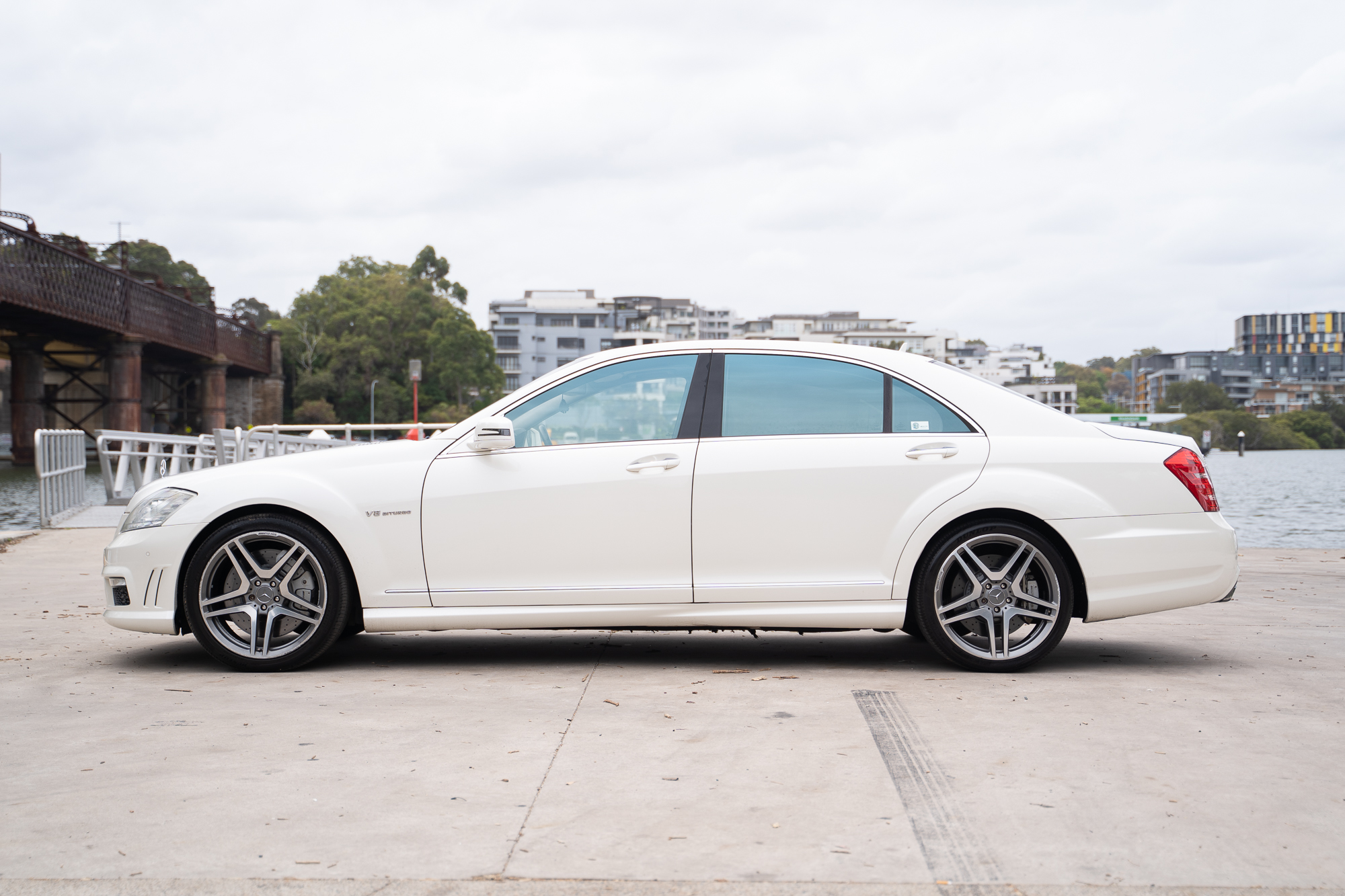 2011 MERCEDES-BENZ (W221) S63 AMG L