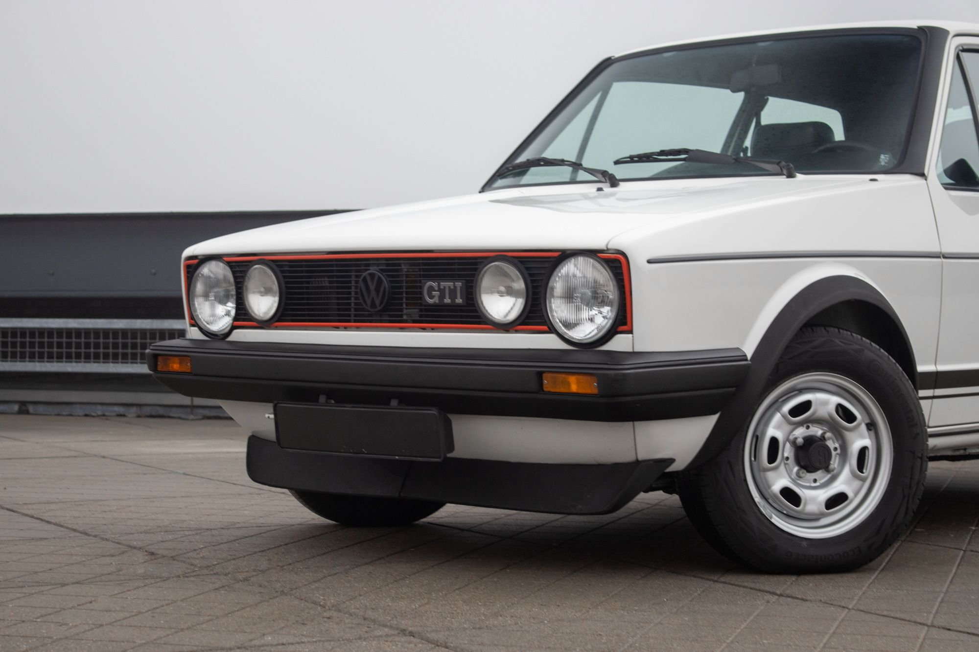 1981 VOLKSWAGEN GOLF (MK1) GTI