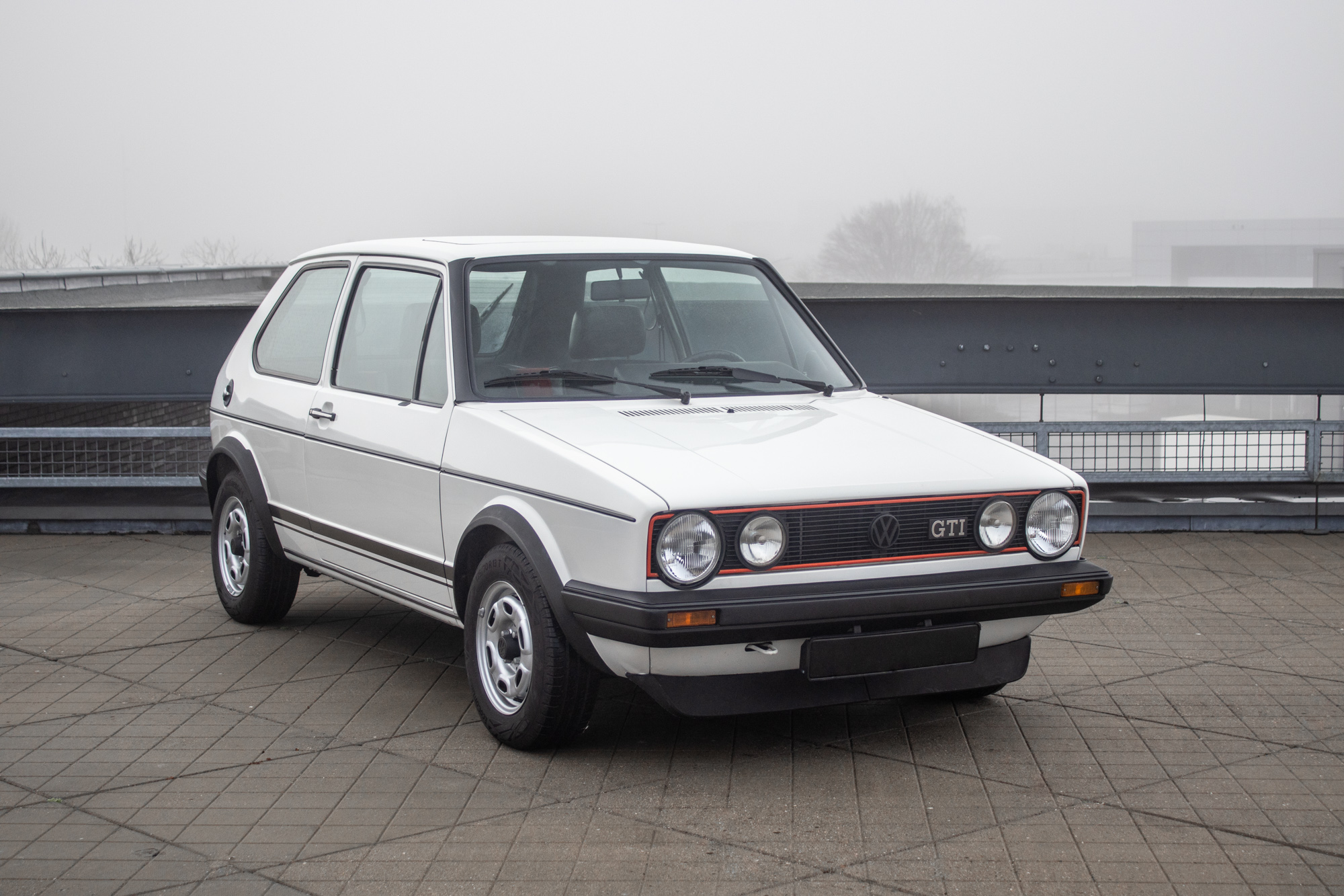 1981 VOLKSWAGEN GOLF (MK1) GTI