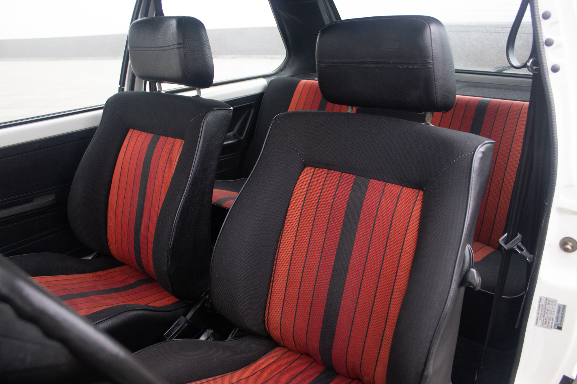 1981 VOLKSWAGEN GOLF (MK1) GTI