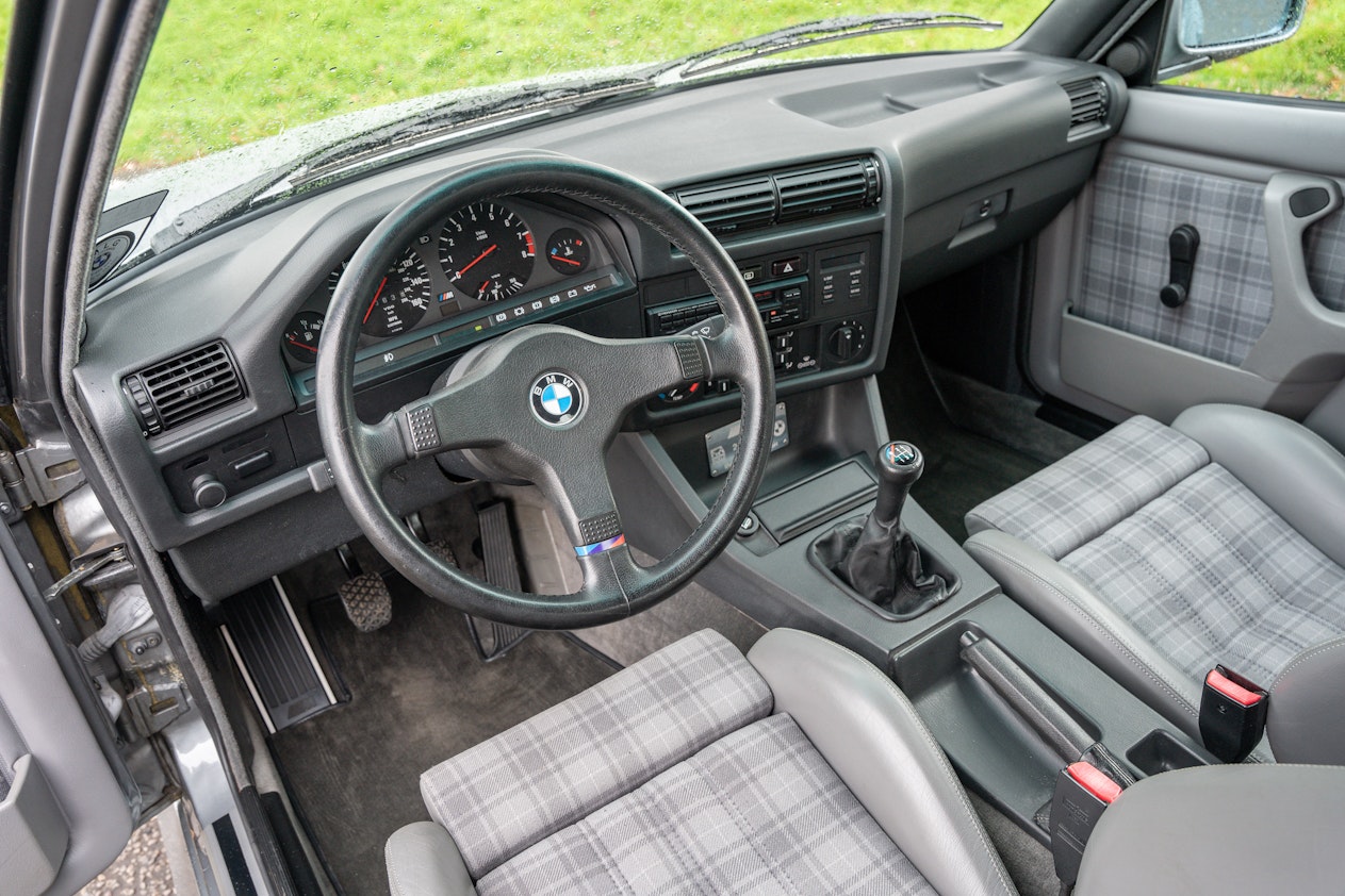 Bmw E30 M3 Interior