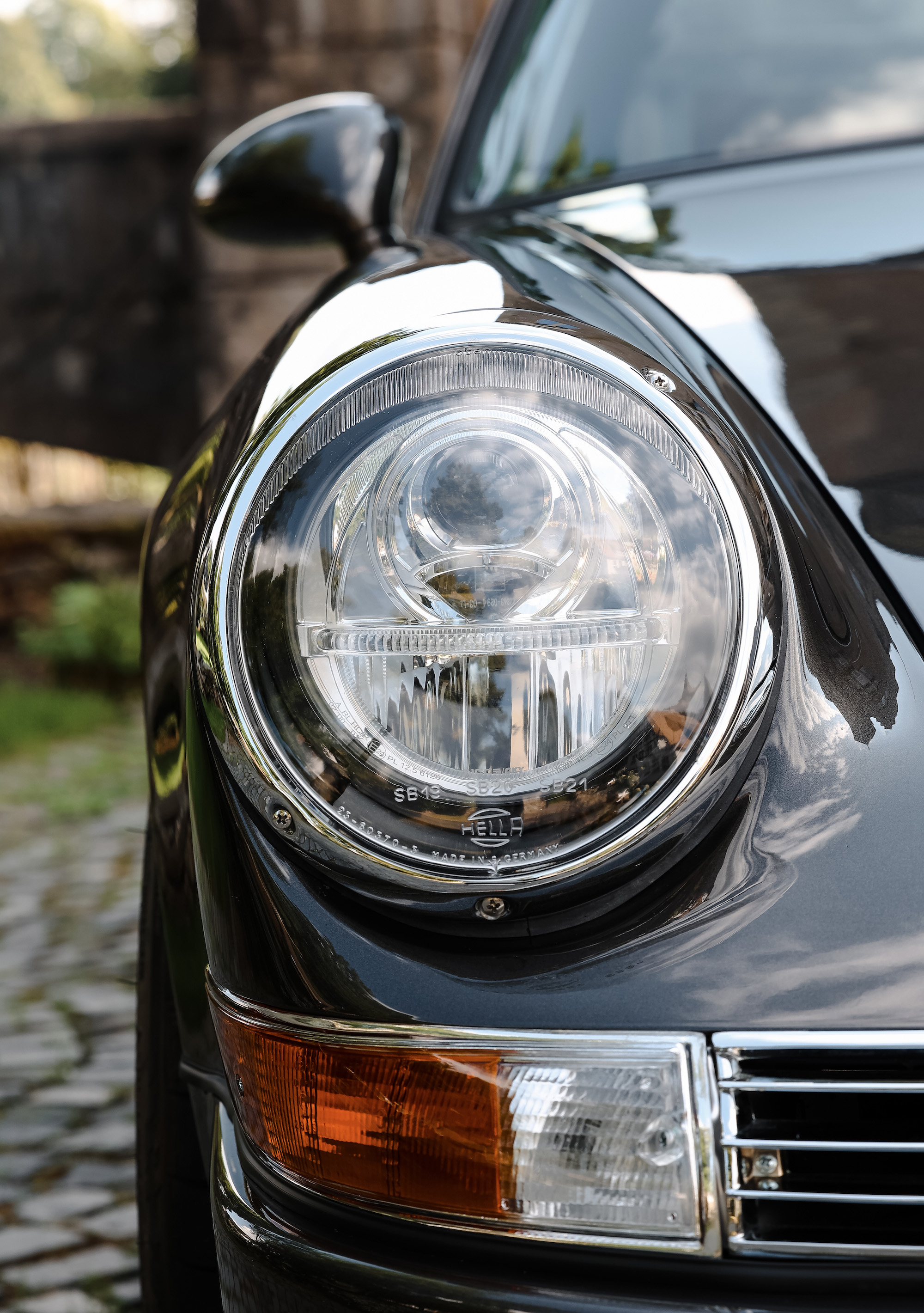 1990 Porsche 911 (964) Targa - Backdate for sale by auction in Munich ...