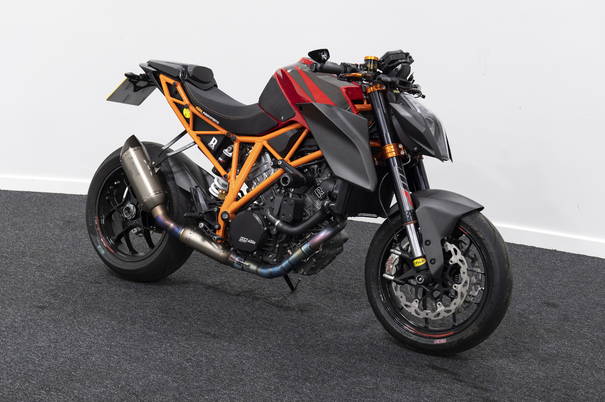 2015 KTM 1290 SUPER DUKE R for sale by auction in Chesterfield, United ...