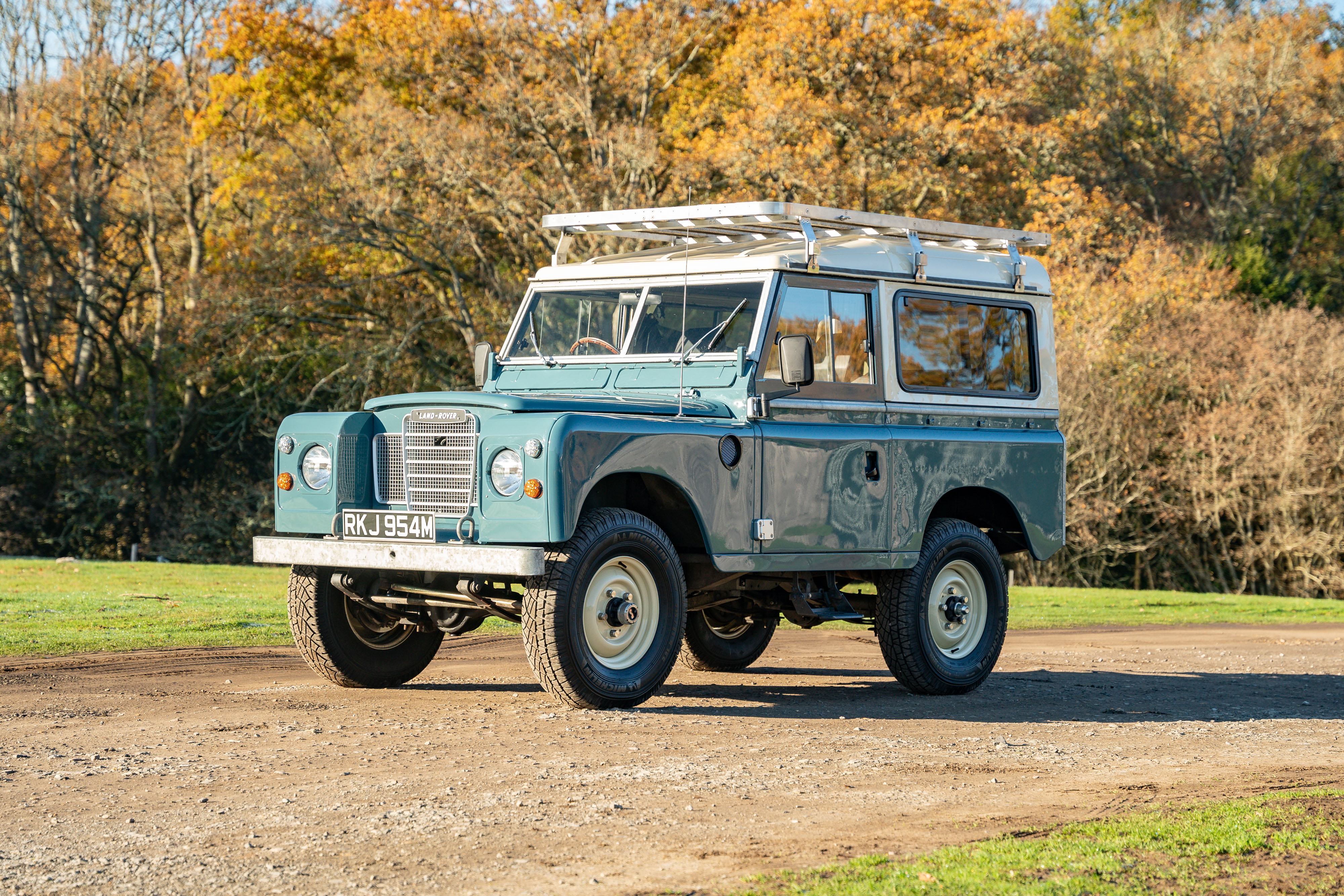 1974 LAND ROVER SERIES III 88"