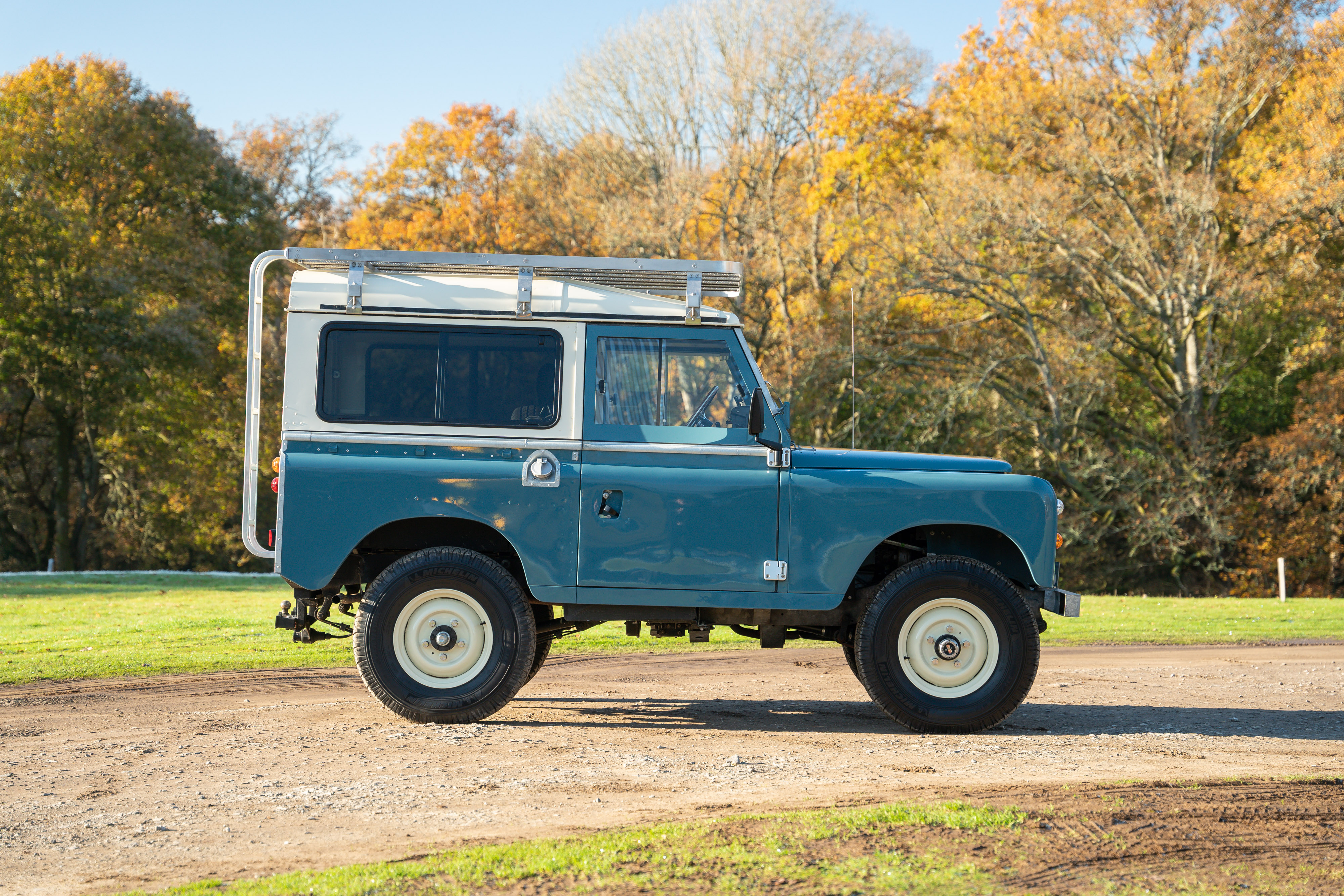 1974 LAND ROVER SERIES III 88"