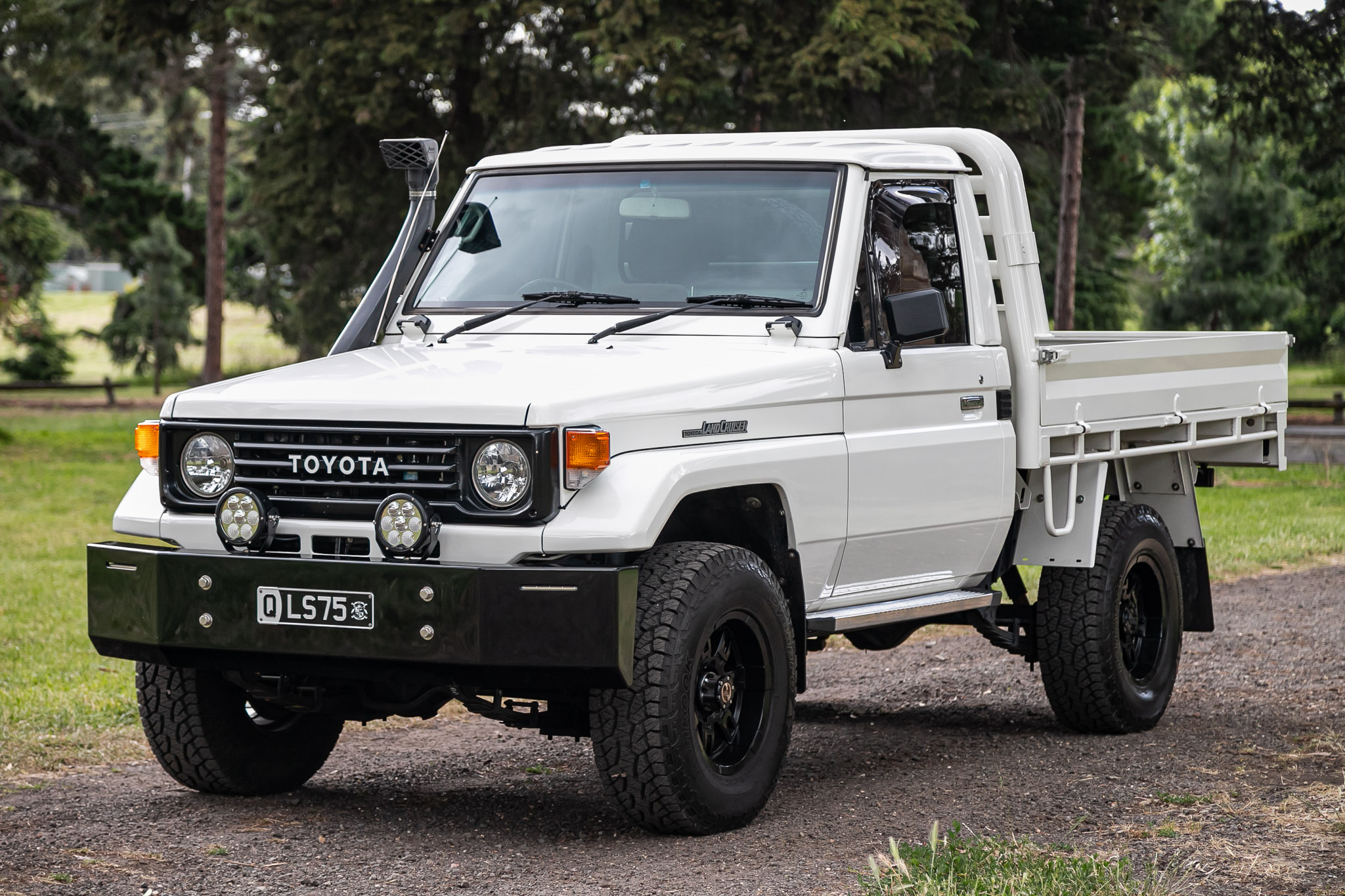 1990 TOYOTA FJ75 LAND CRUISER PICK UP - LS1 V8