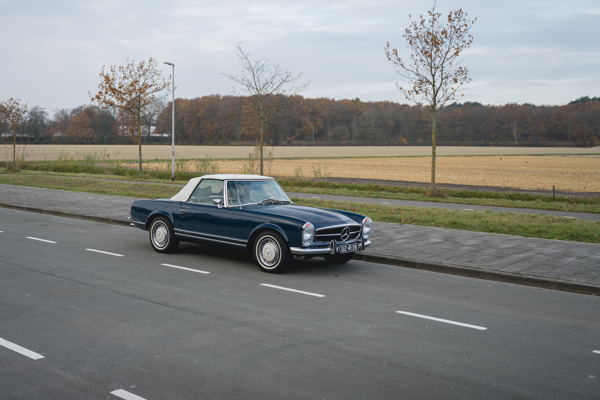 1971 MERCEDES-BENZ 280 SL PAGODA