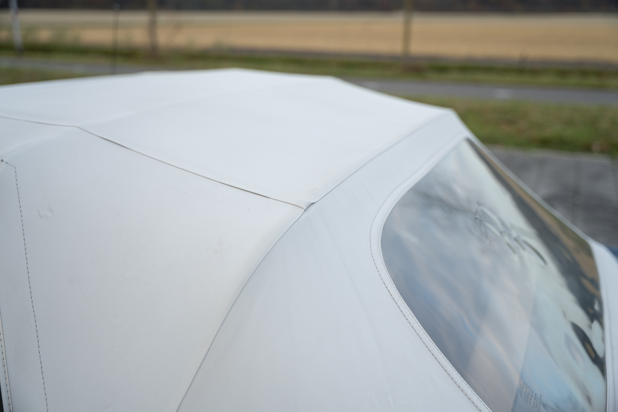 1971 MERCEDES-BENZ 280 SL PAGODA