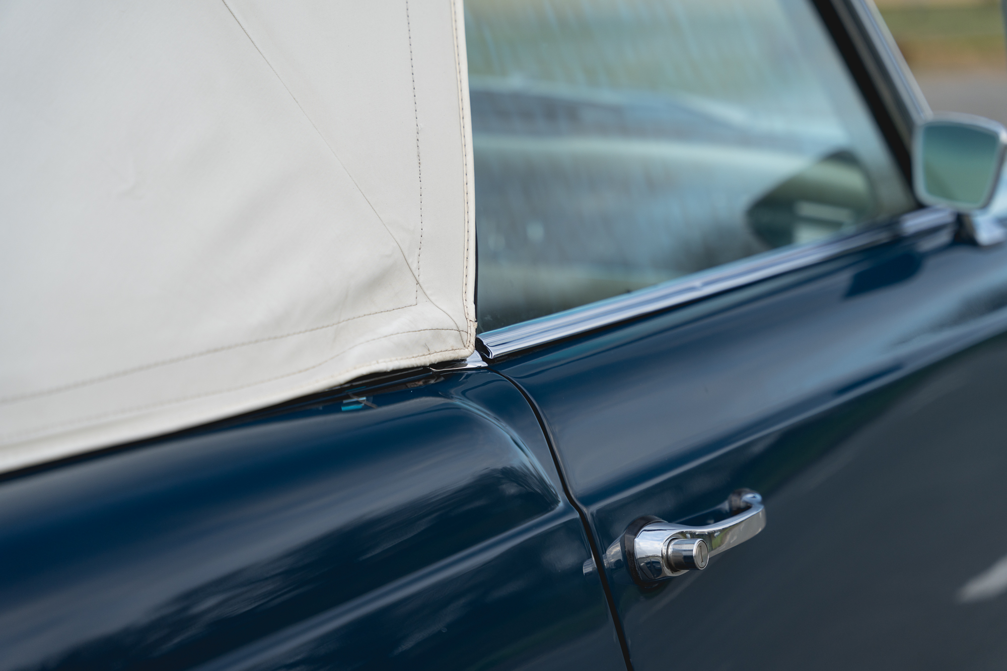 1971 MERCEDES-BENZ 280 SL PAGODA