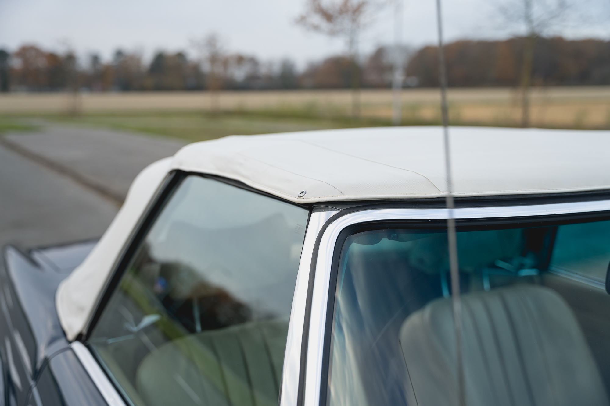 1971 MERCEDES-BENZ 280 SL PAGODA