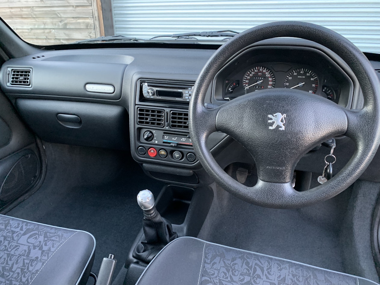 Peugeot 106 Interior