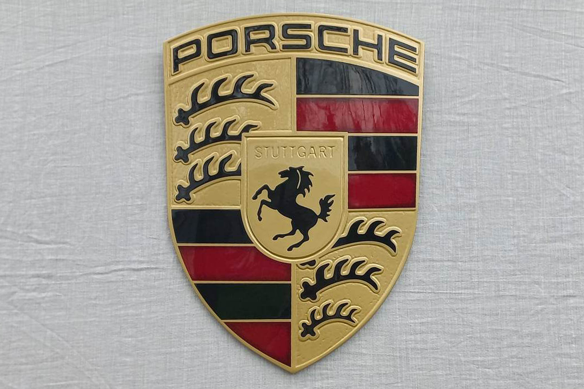 PORSCHE CREST SIGN