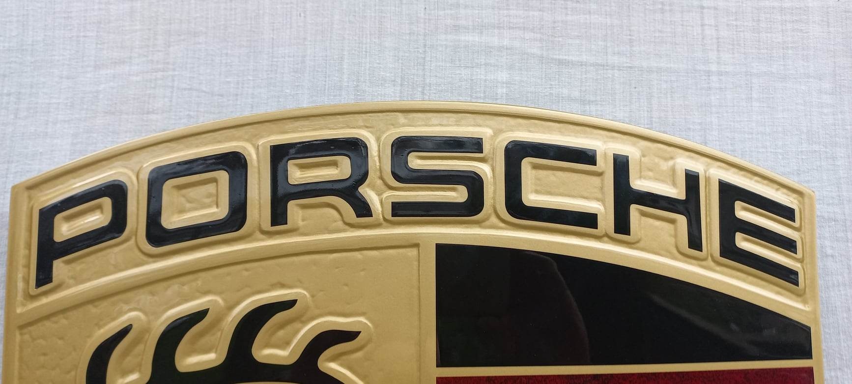 PORSCHE CREST SIGN