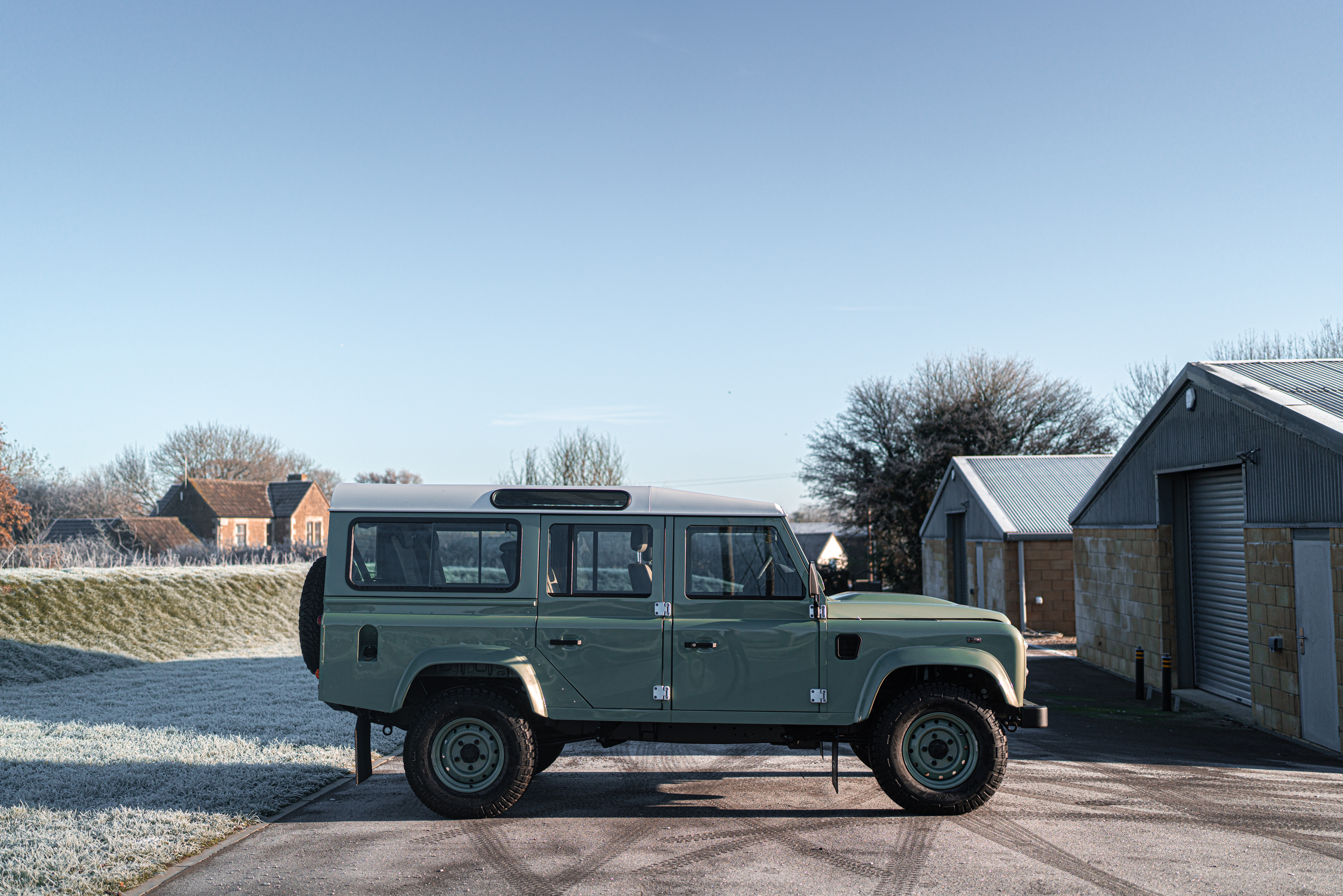2015 LAND ROVER DEFENDER 110 HERITAGE - 45 MILES