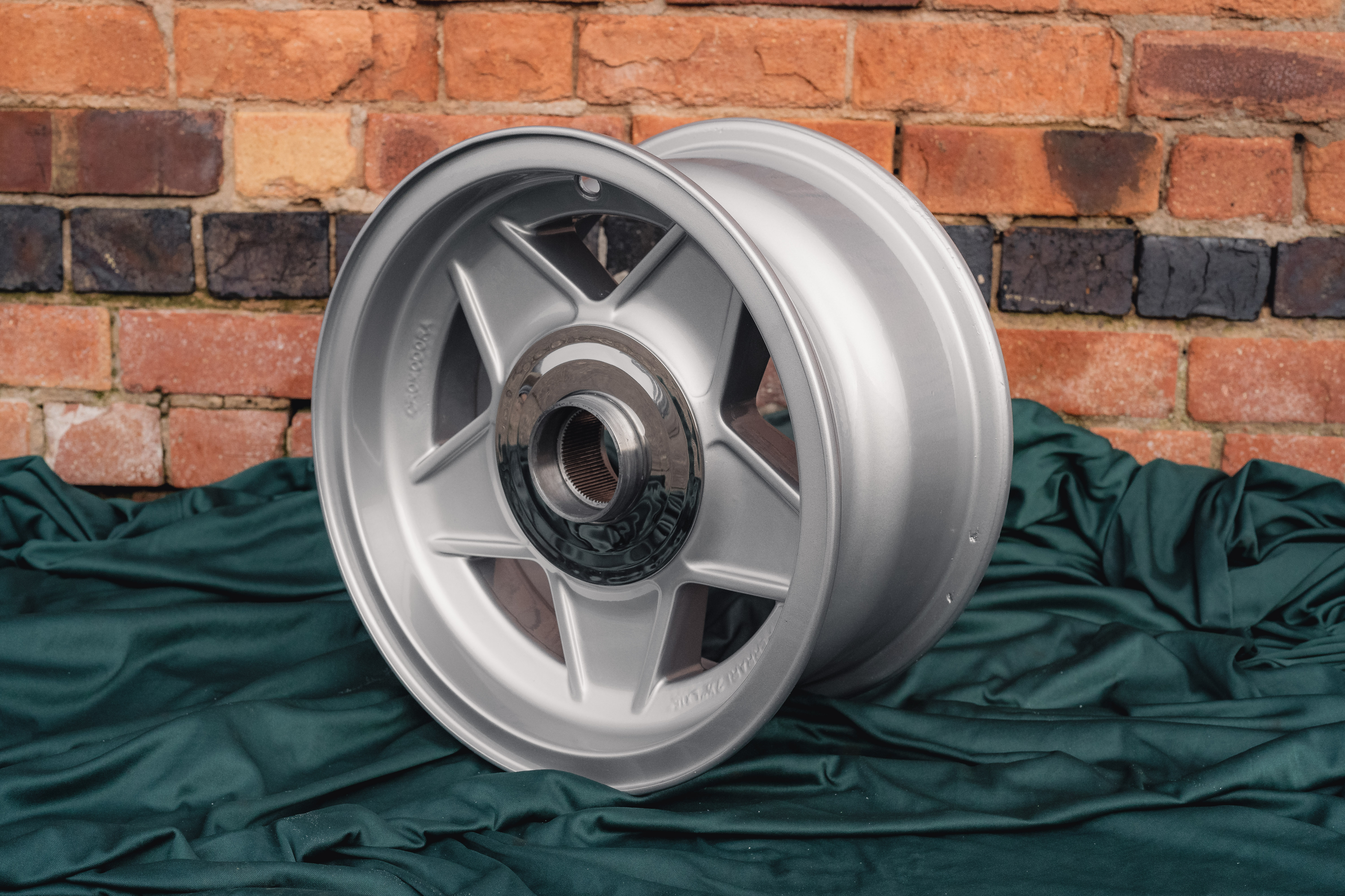 SET OF FERRARI 365 GTB/4 DAYTONA WHEELS