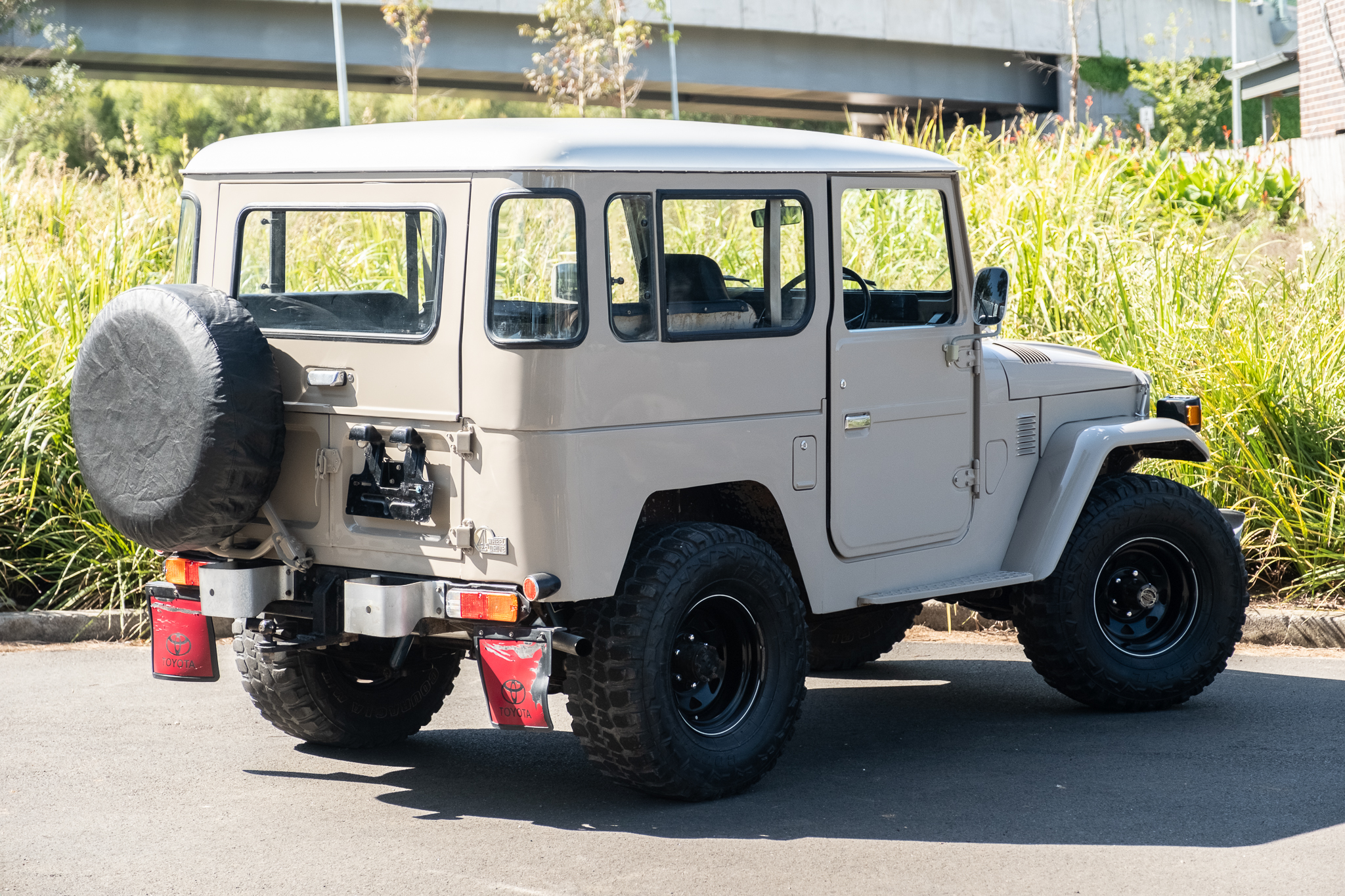 1977 TOYOTA FJ40 LAND CRUISER