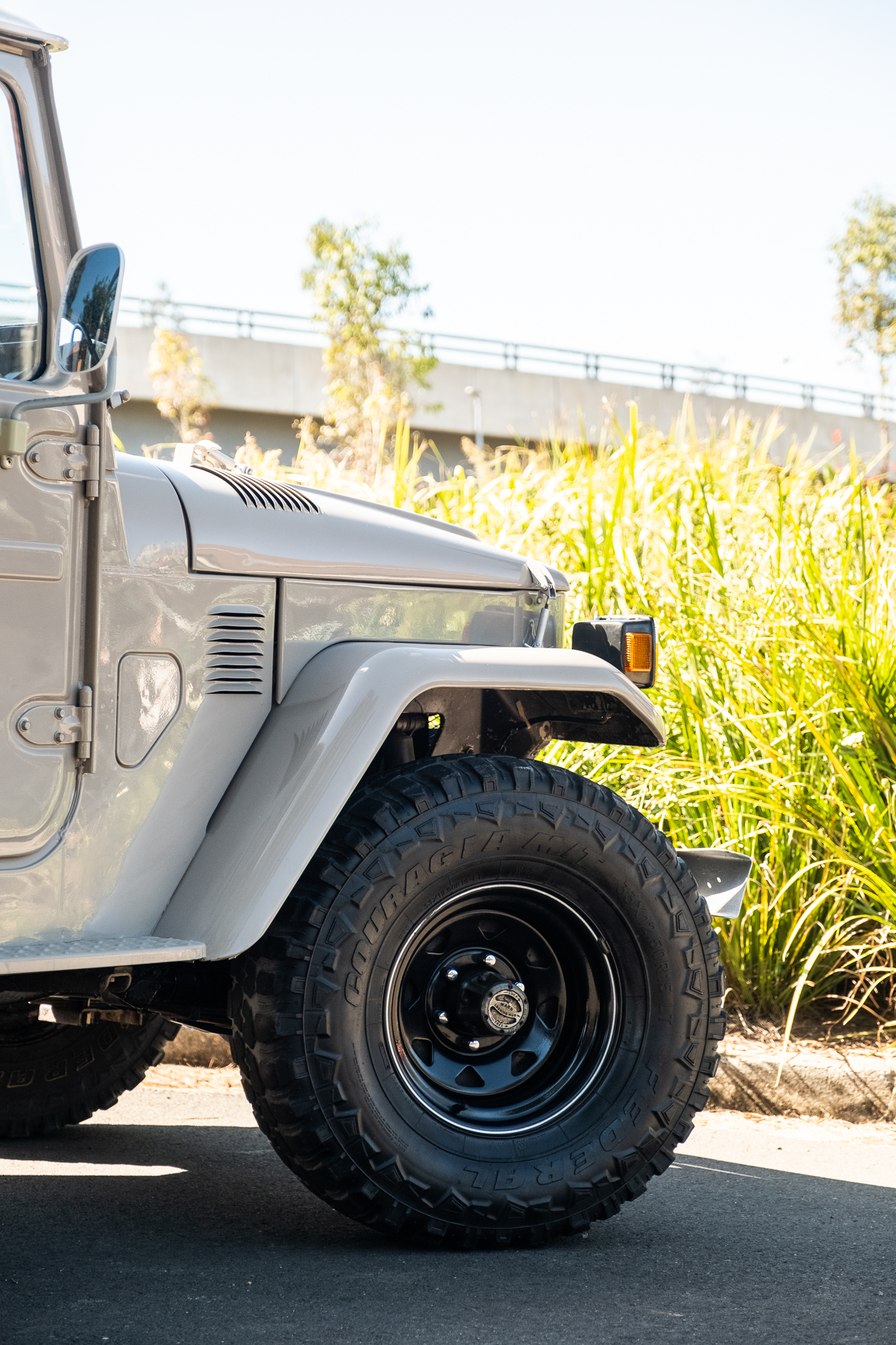 1977 TOYOTA FJ40 LAND CRUISER