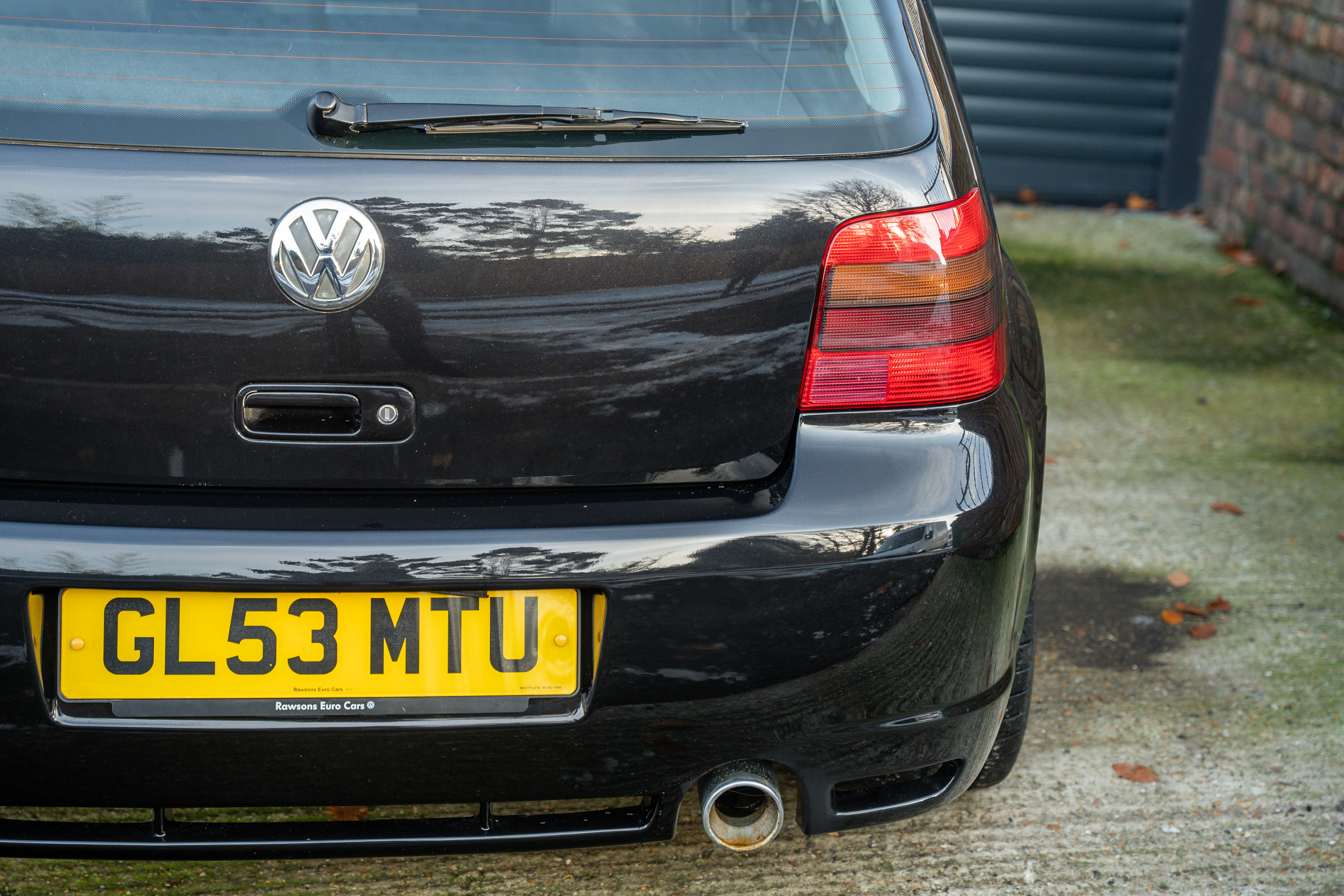 2003 VOLKSWAGEN GOLF (MK4) R32 - 19,066 MILES