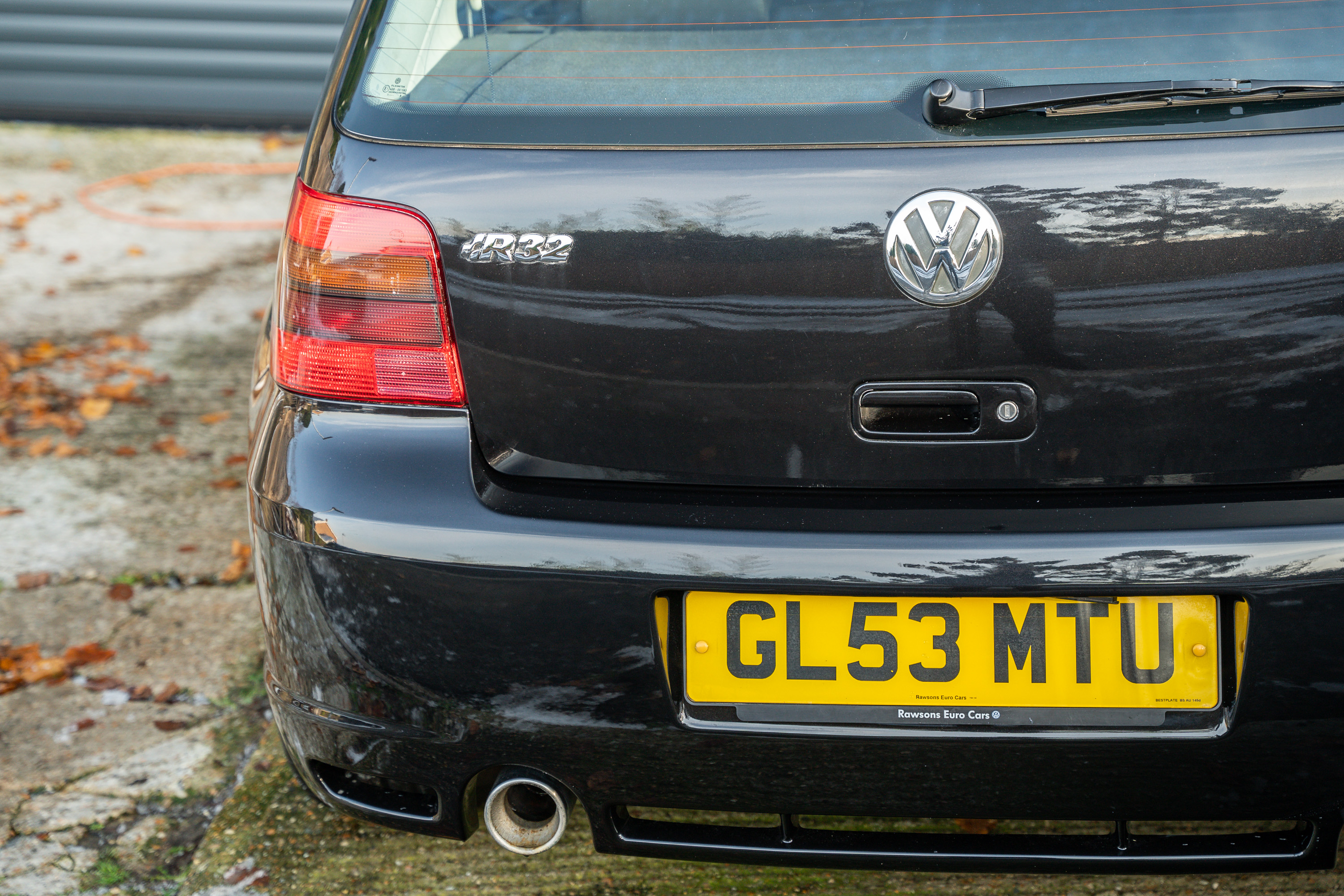 2003 VOLKSWAGEN GOLF (MK4) R32 - 19,066 MILES