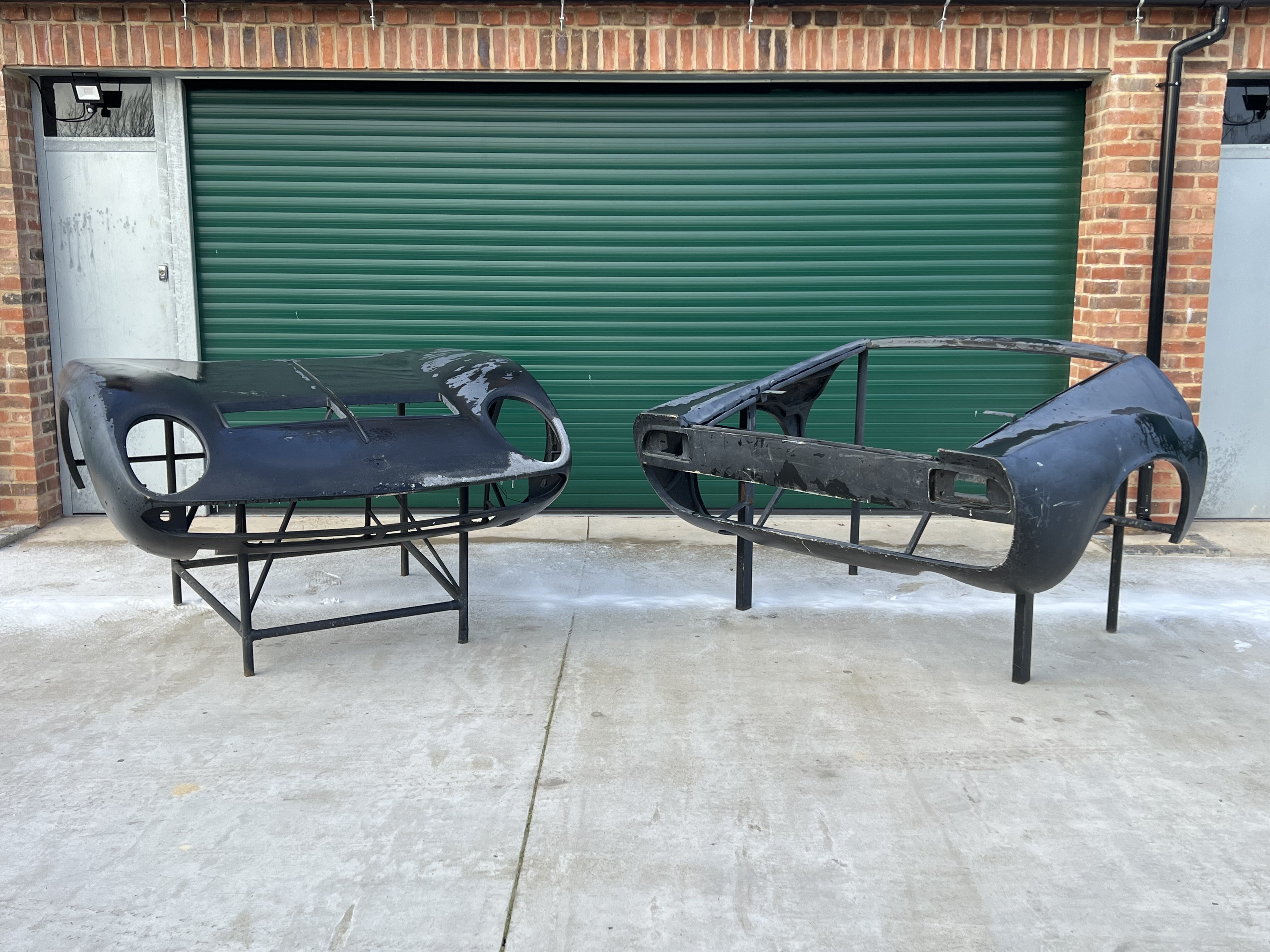 REPRODUCTION LAMBORGHINI MIURA FRONT AND REAR CLAM SHELLS for sale by ...