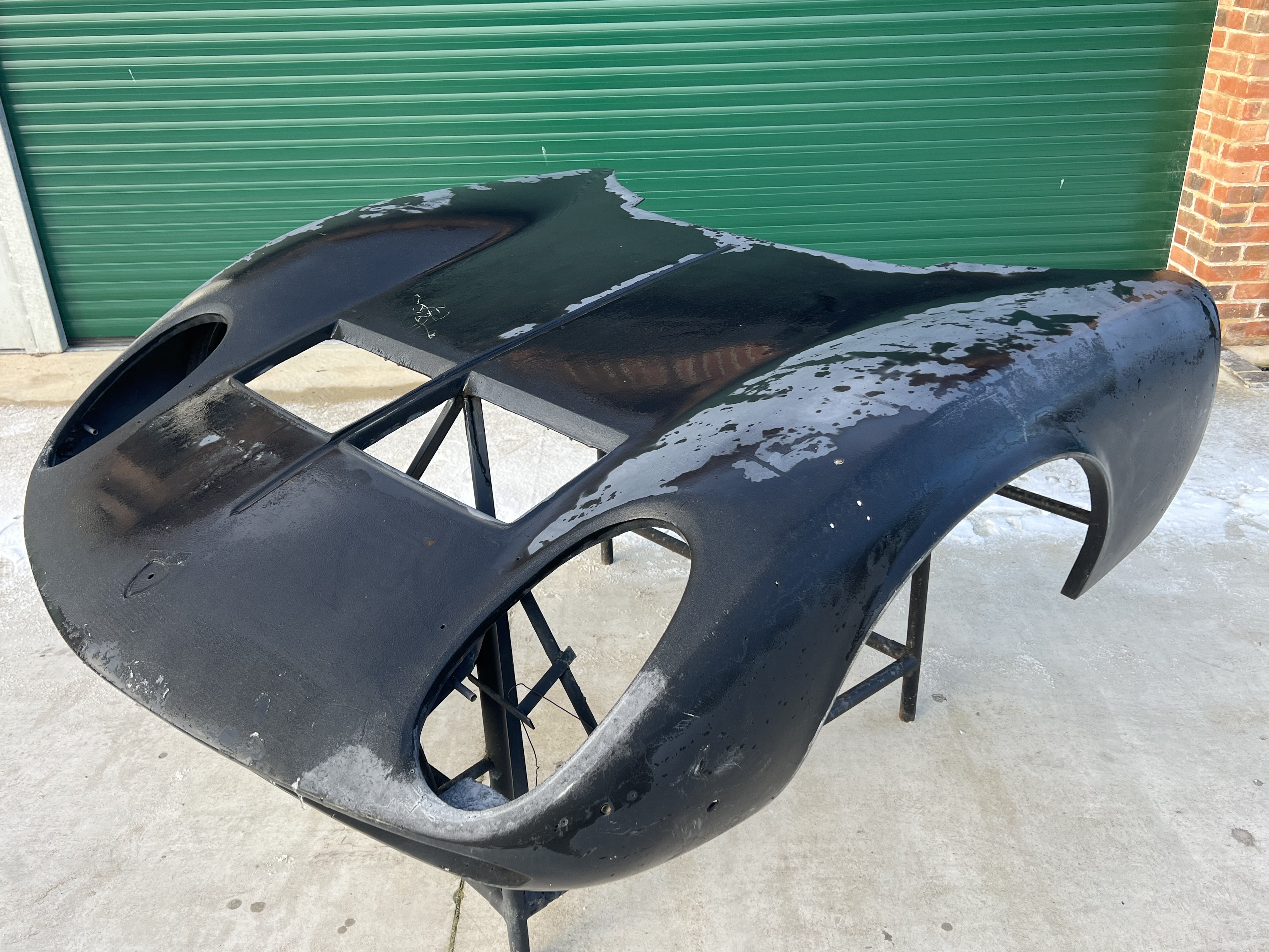 REPRODUCTION LAMBORGHINI MIURA FRONT AND REAR CLAM SHELLS for sale by ...