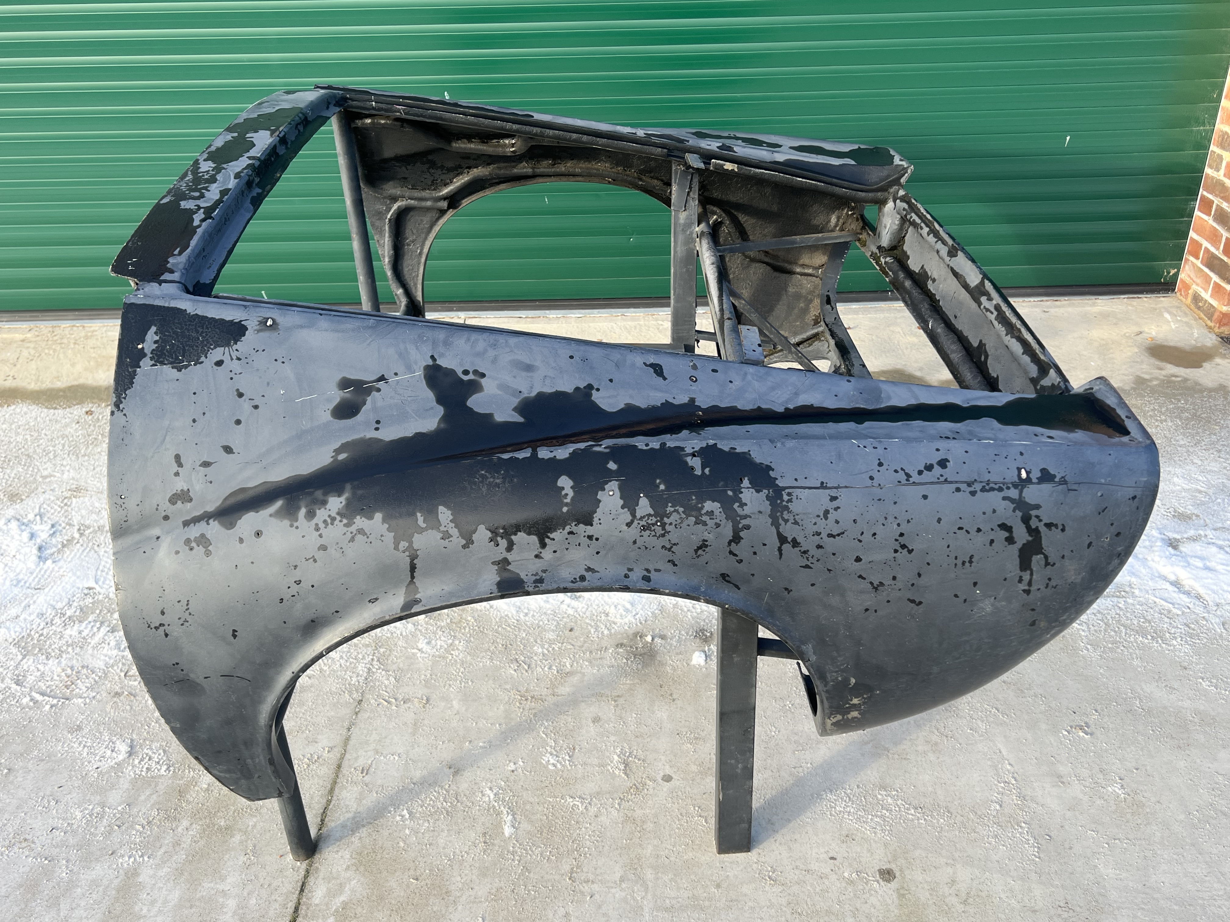 REPRODUCTION LAMBORGHINI MIURA FRONT AND REAR CLAM SHELLS for sale by ...