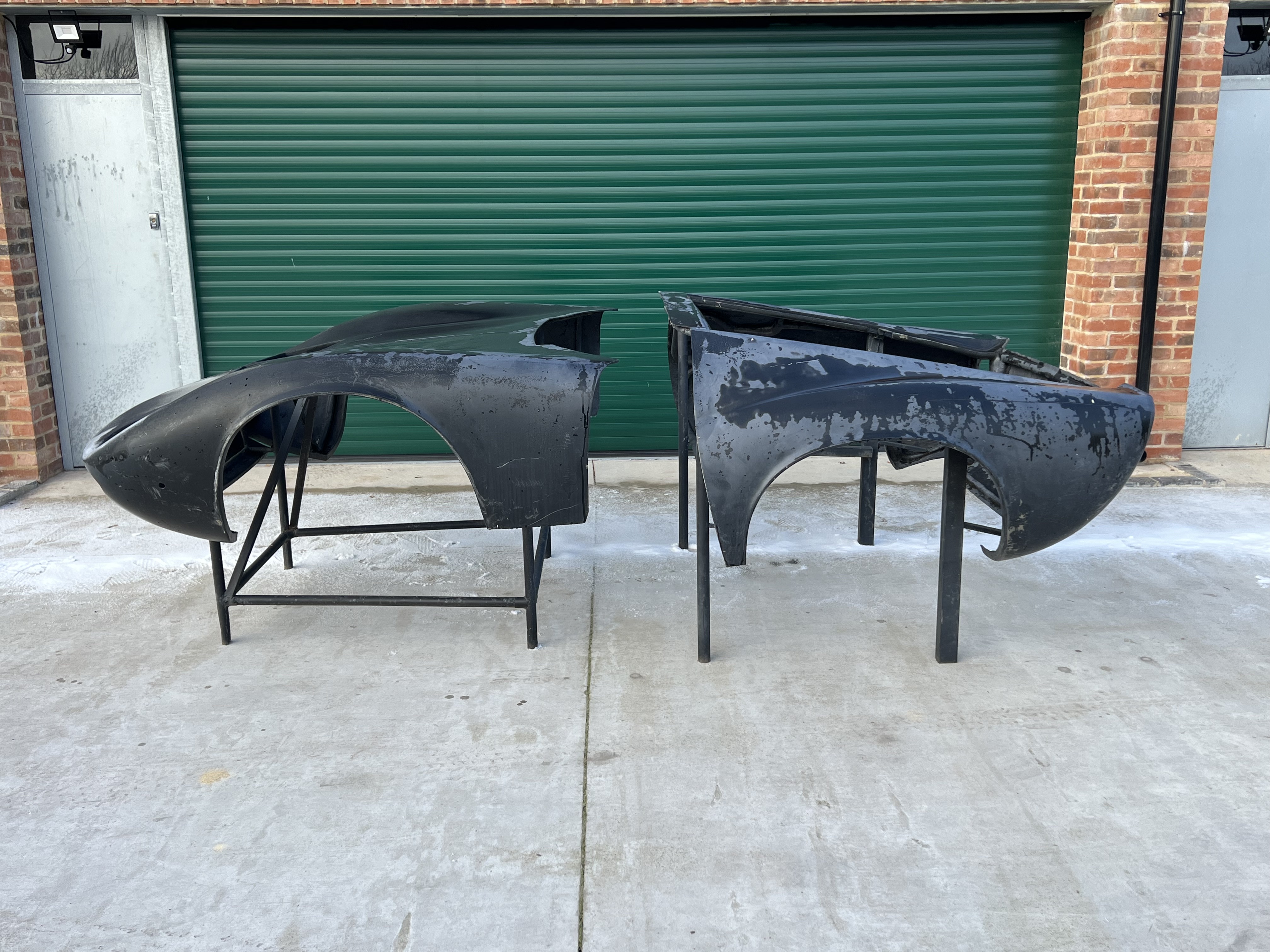 REPRODUCTION LAMBORGHINI MIURA FRONT AND REAR CLAM SHELLS for sale by ...