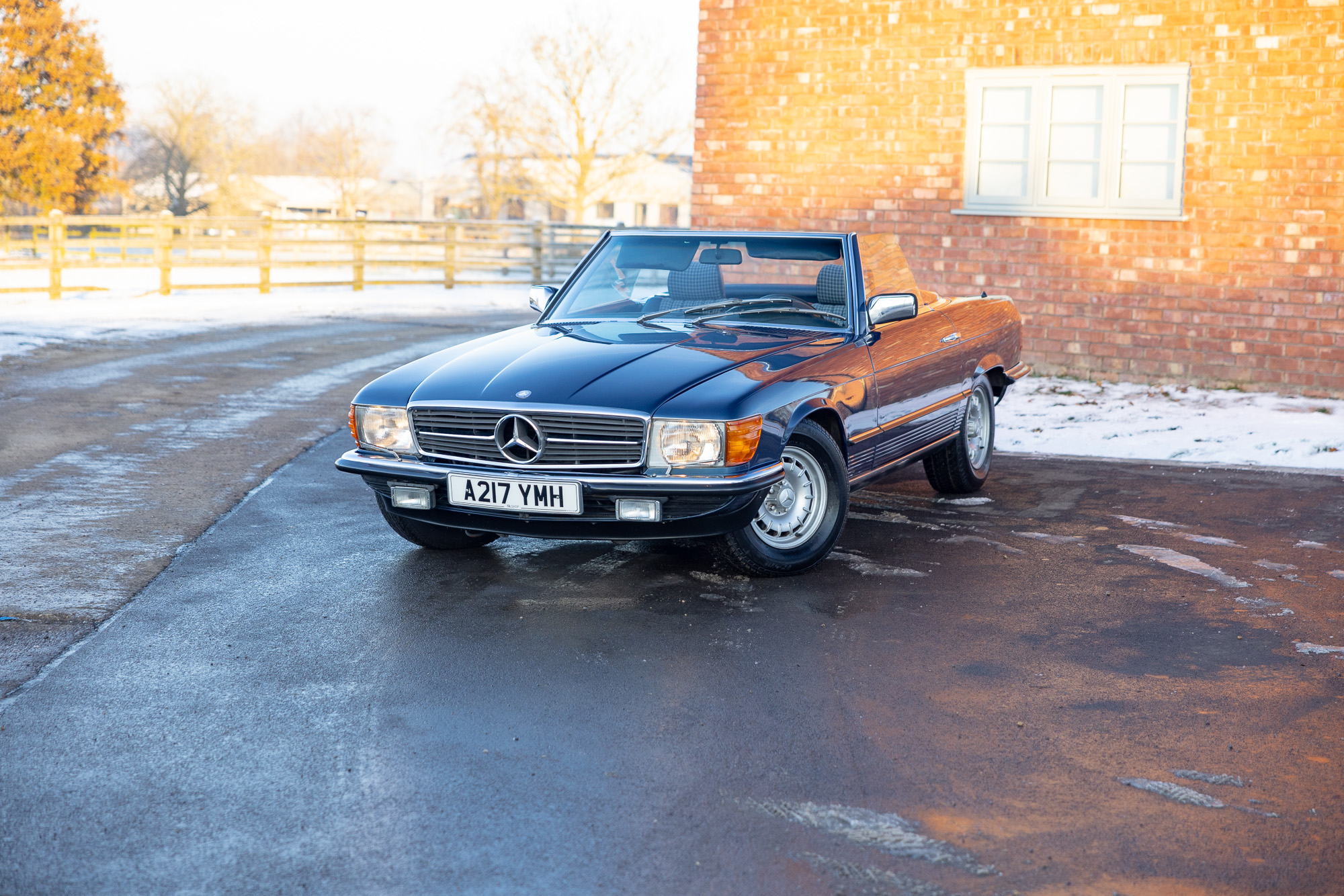 1983 MERCEDES-BENZ (R107) 380 SL