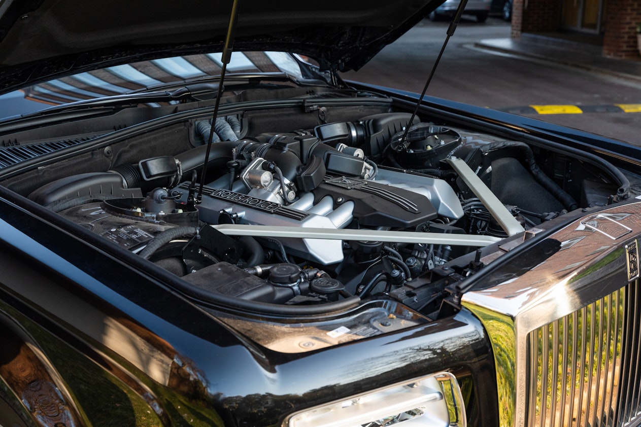 V16 Engine Rolls Royce