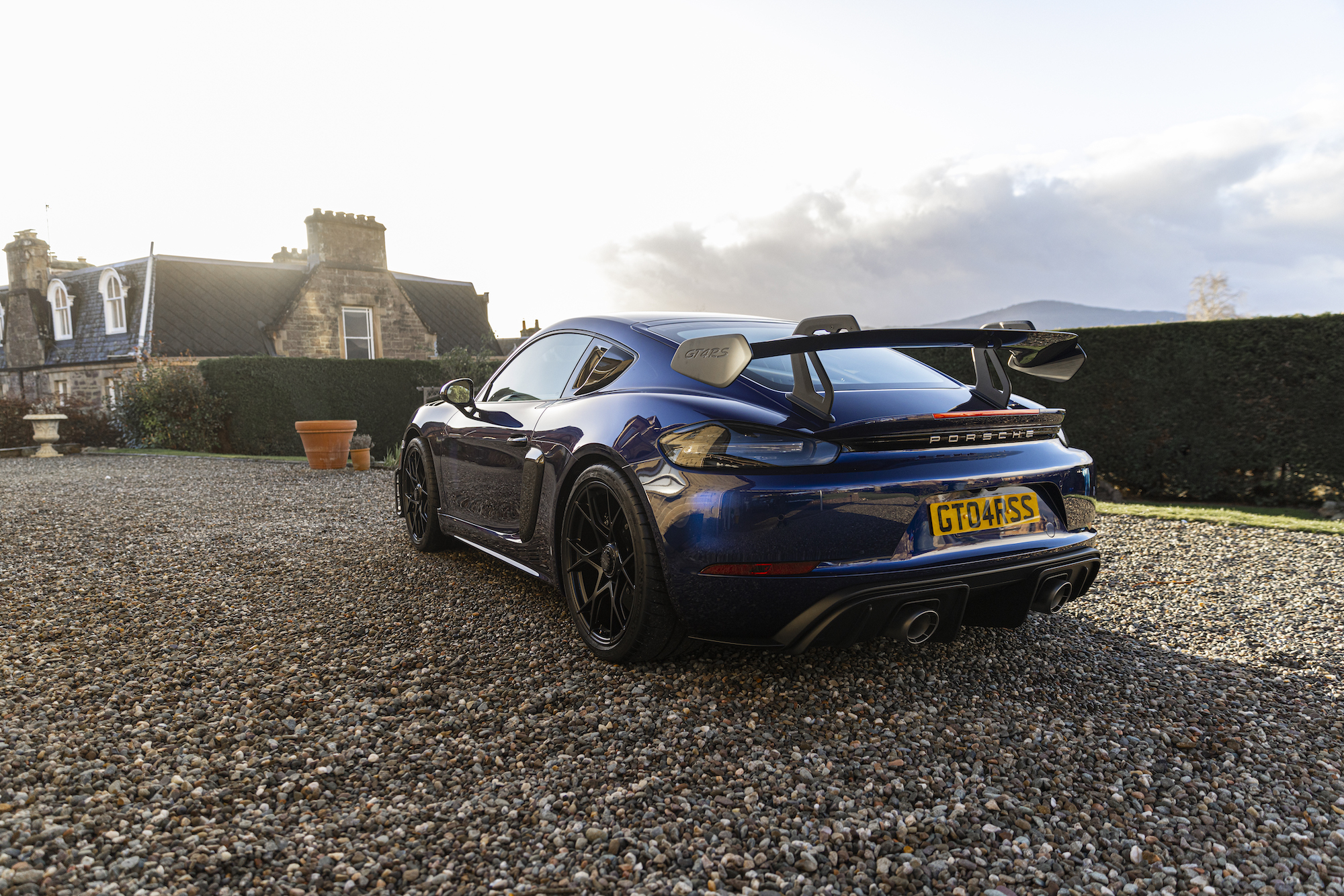 2022 PORSCHE 718 CAYMAN GT4 RS WEISSACH PACK - 157 MILES