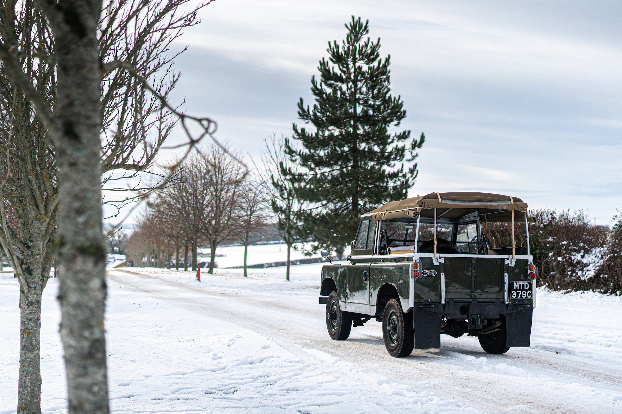 1965 LAND ROVER SERIES IIA 88" for sale by auction in Gloucestershire ...