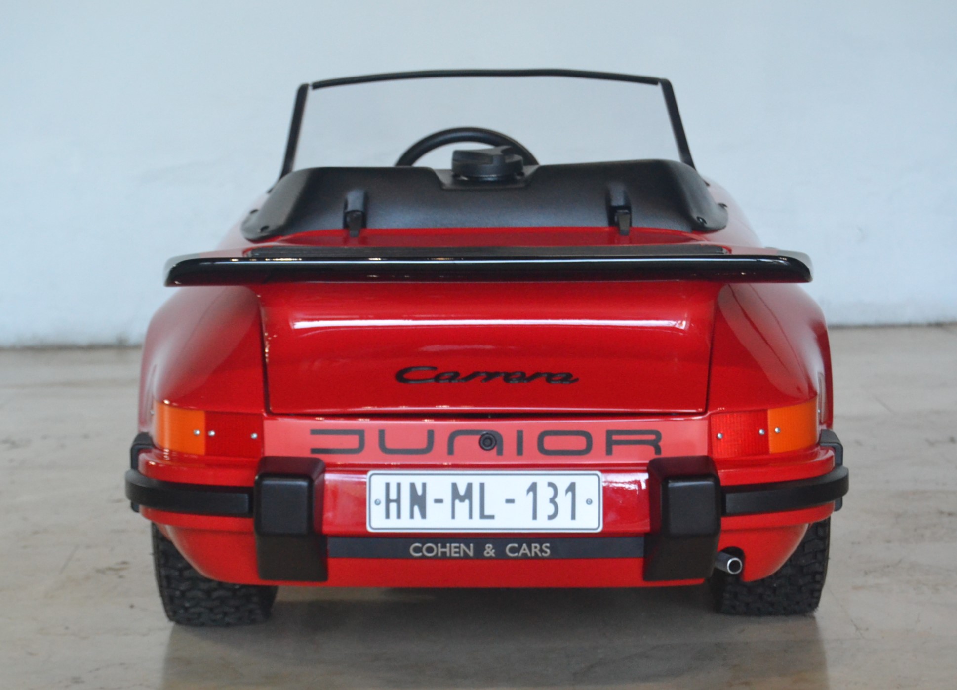 PORSCHE 911 CARRERA JUNIOR CHILDREN'S CAR