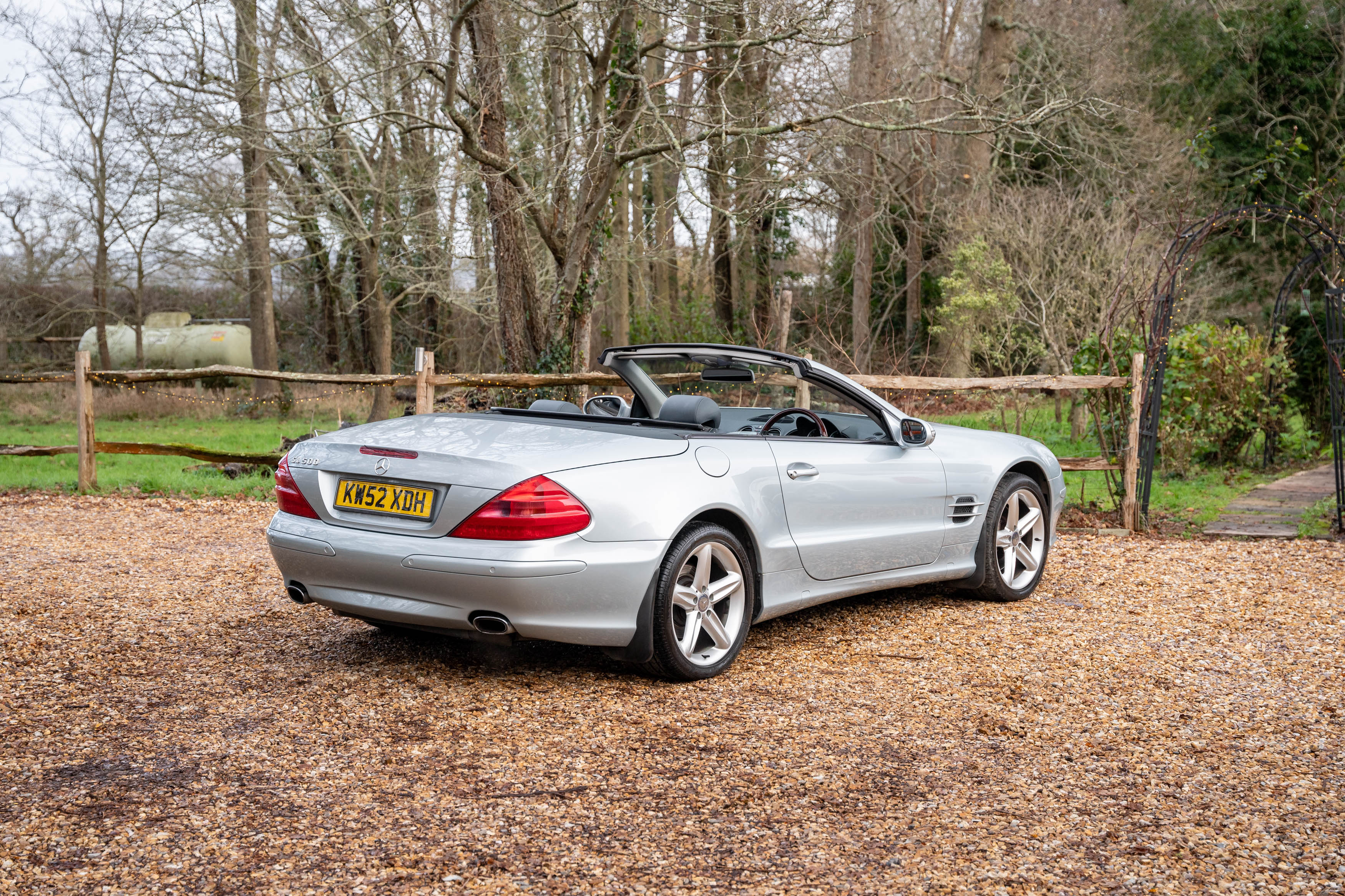 2002 MERCEDES-BENZ (R230) SL500