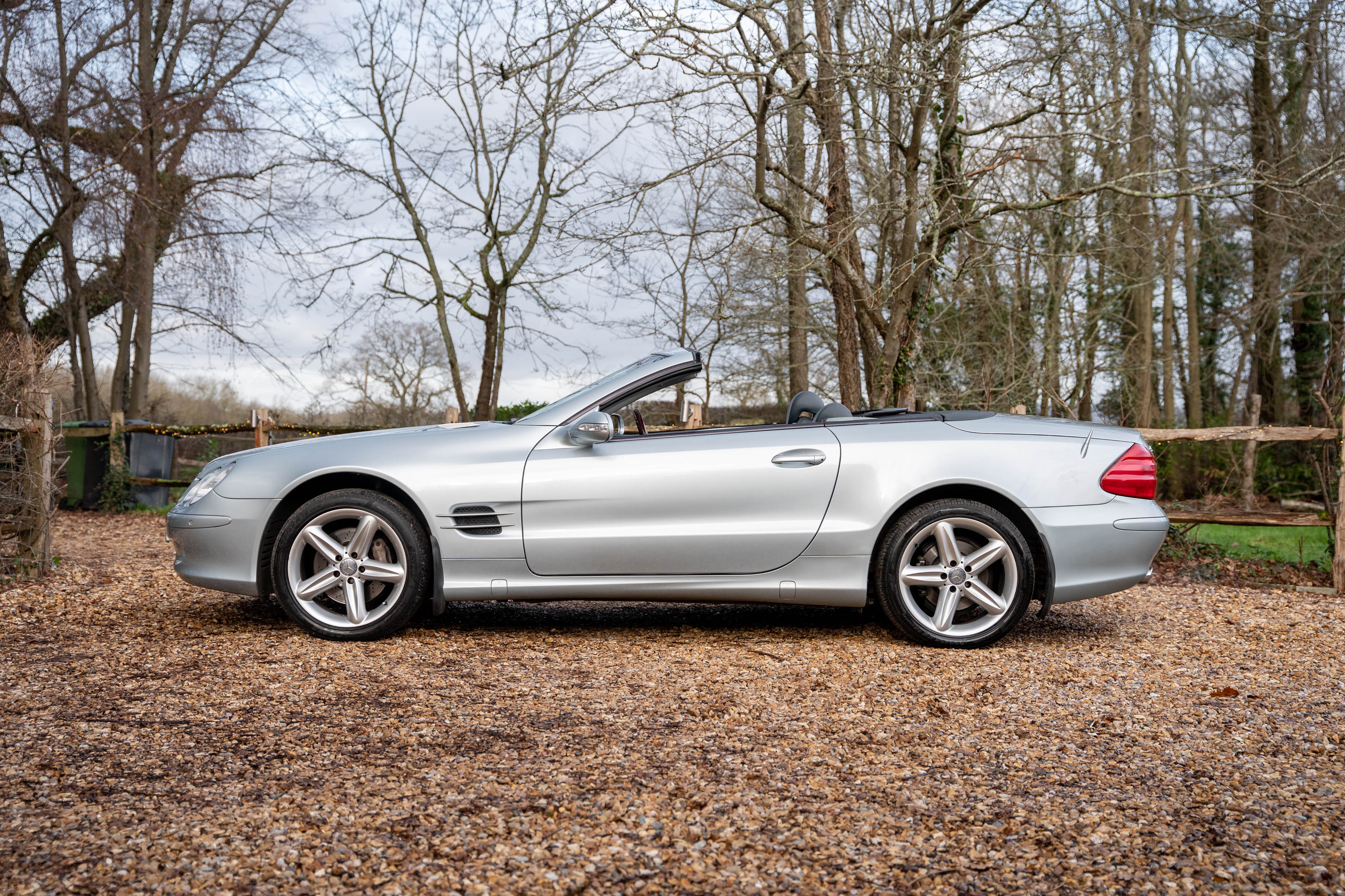2002 MERCEDES-BENZ (R230) SL500