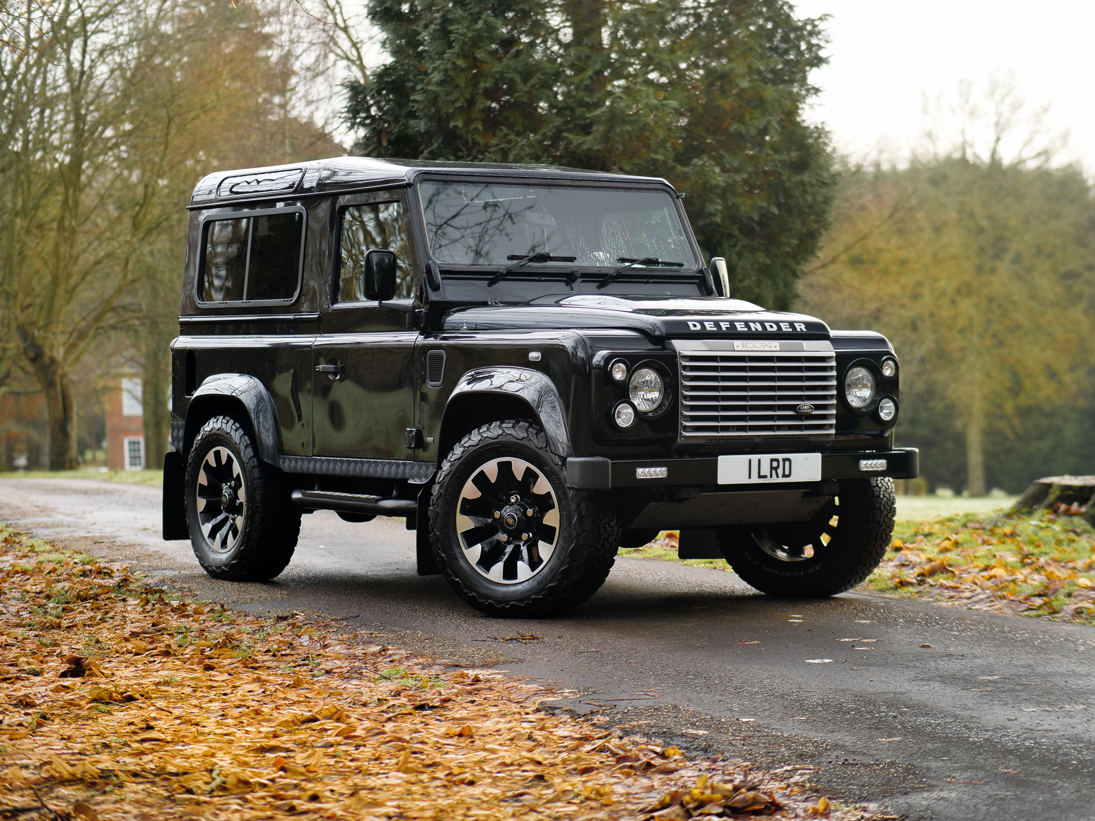 2011 LAND ROVER DEFENDER 90 5.0 V8 ‘OVERFINCH ICON RS’ - 25,637 MILES