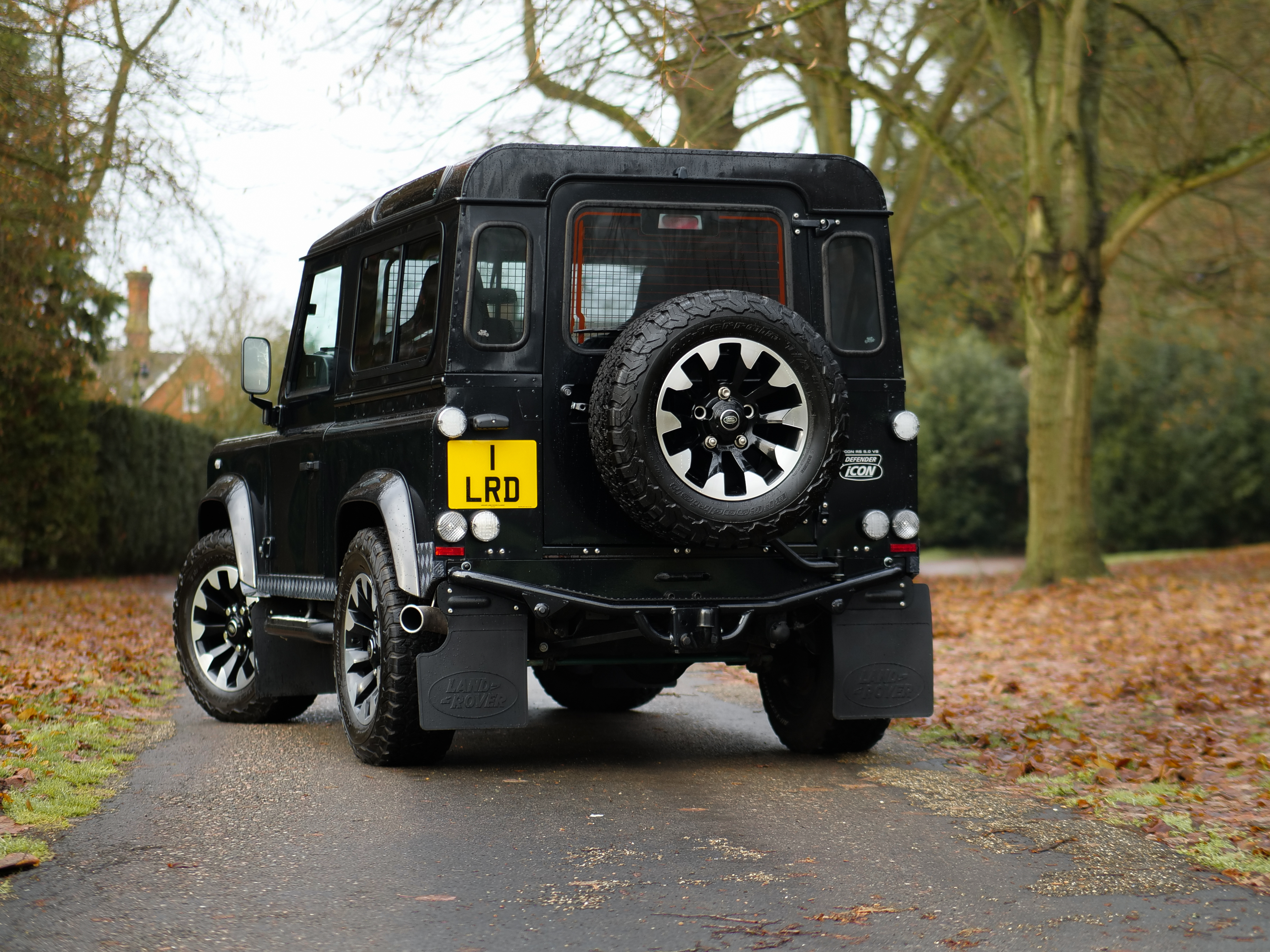 2011 LAND ROVER DEFENDER 90 5.0 V8 ‘OVERFINCH ICON RS’ - 25,637 MILES