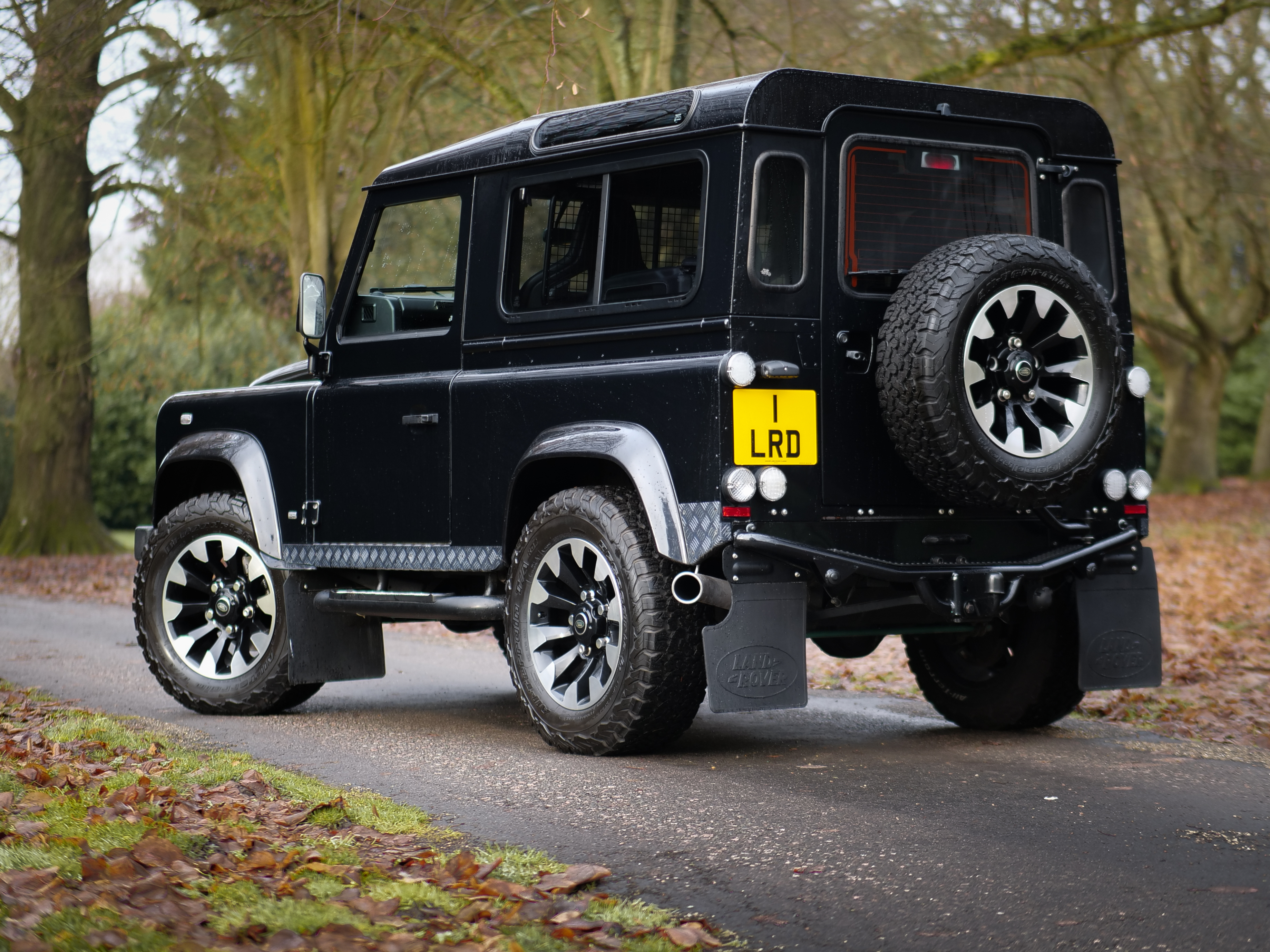 2011 LAND ROVER DEFENDER 90 5.0 V8 ‘OVERFINCH ICON RS’ - 25,637 MILES