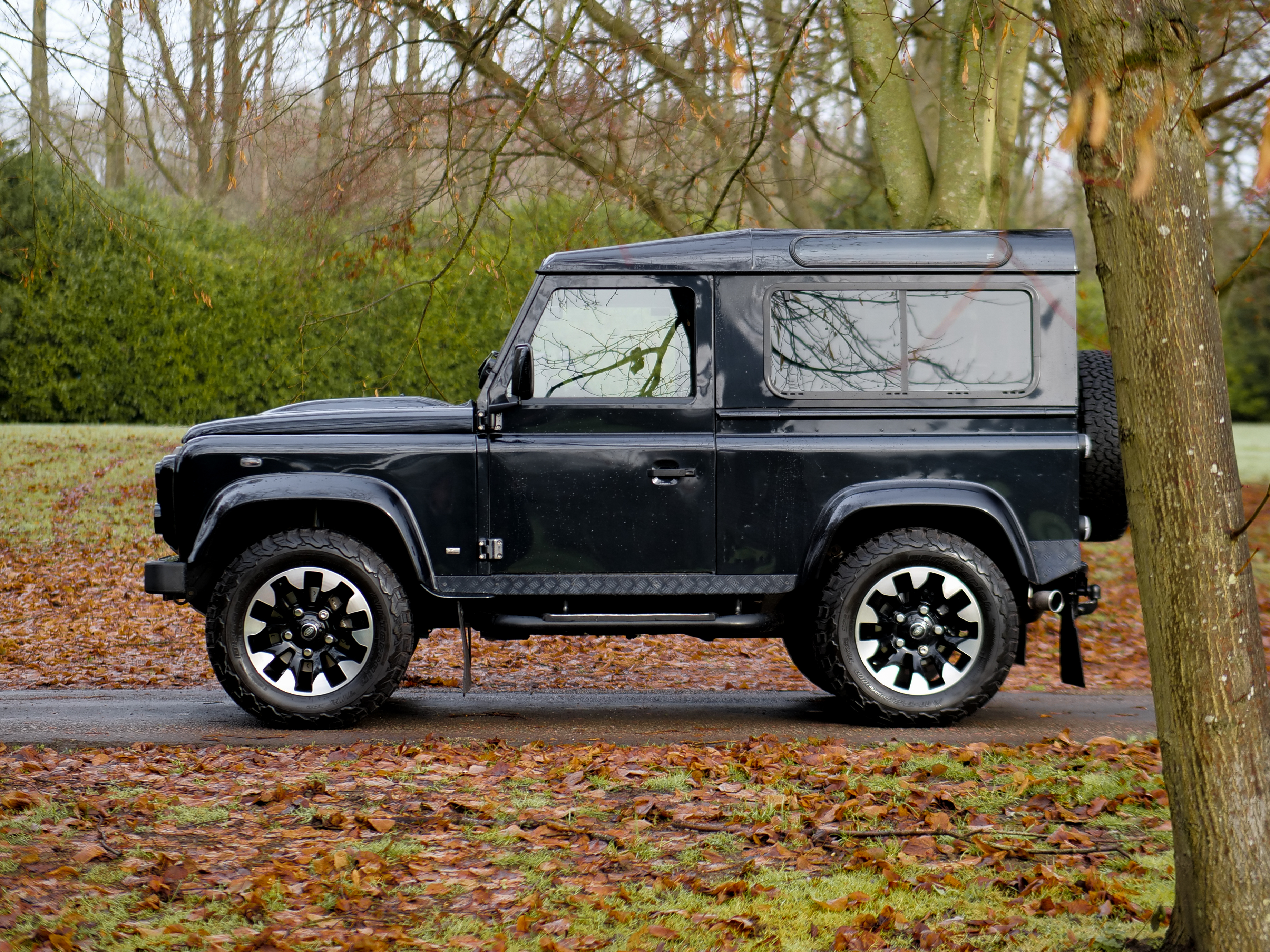 2011 LAND ROVER DEFENDER 90 5.0 V8 ‘OVERFINCH ICON RS’ - 25,637 MILES