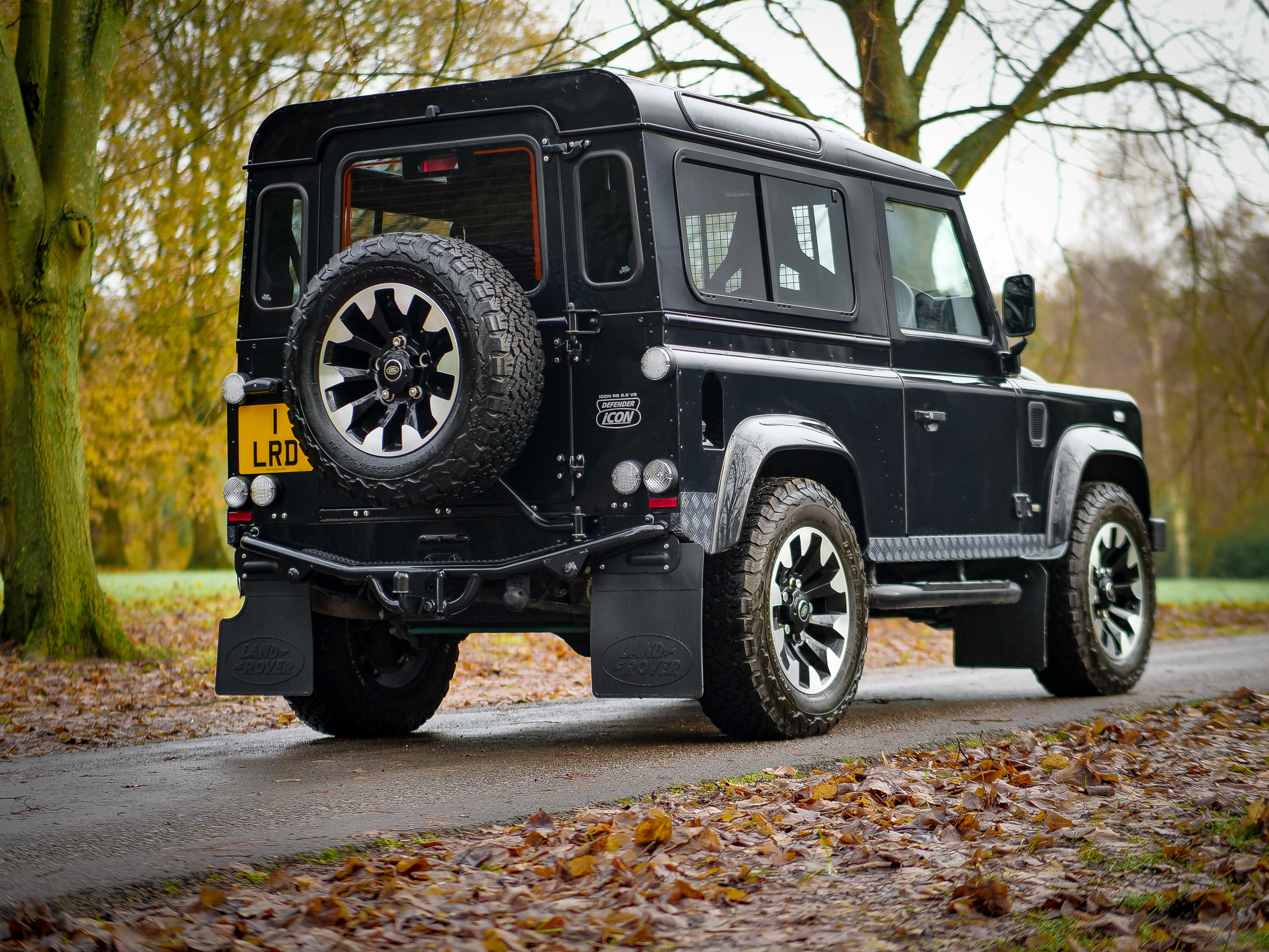2011 LAND ROVER DEFENDER 90 5.0 V8 ‘OVERFINCH ICON RS’ - 25,637 MILES
