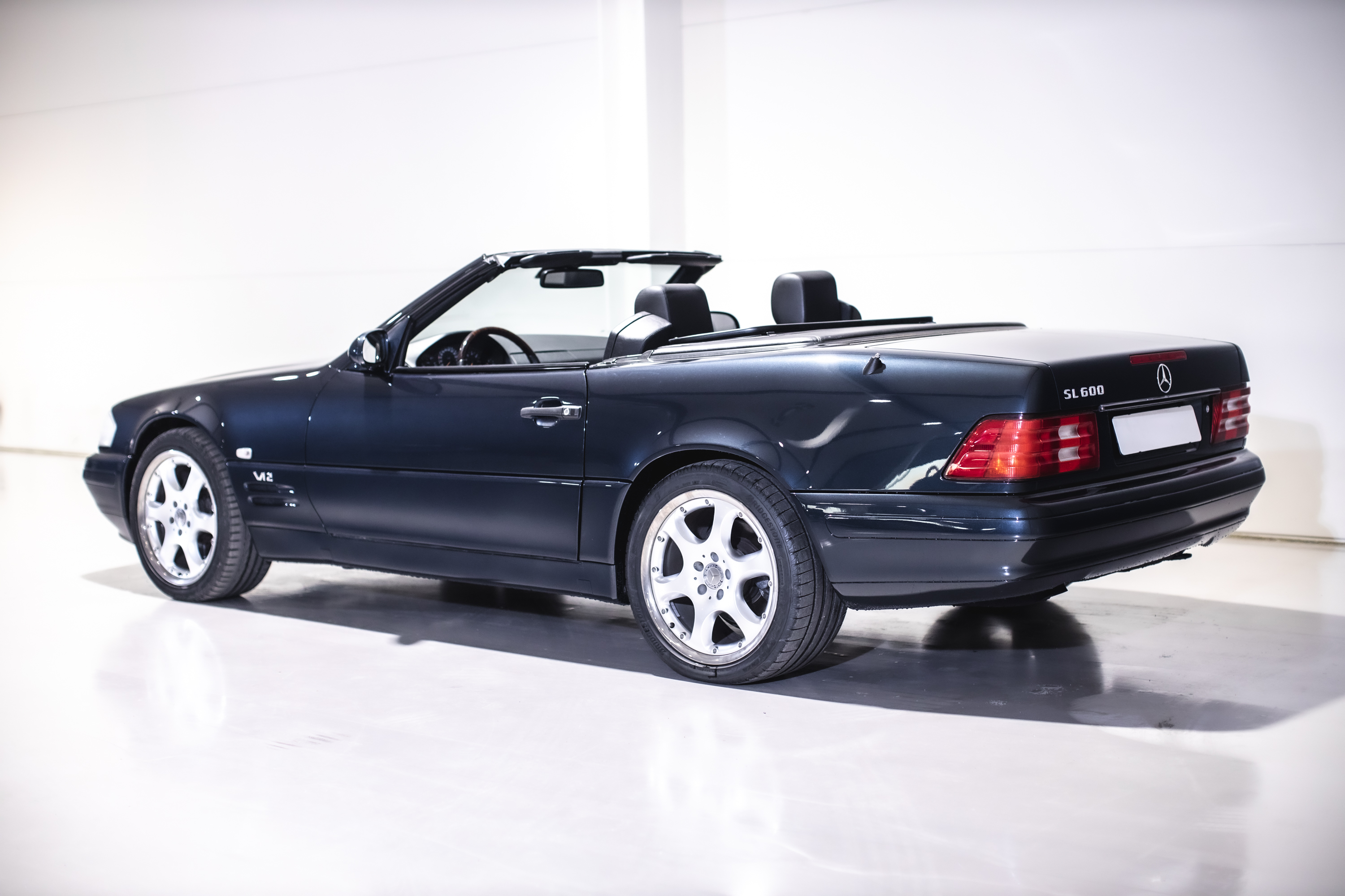 1998 MERCEDES-BENZ (R129) SL600 for sale by auction in Uppsala, Sweden
