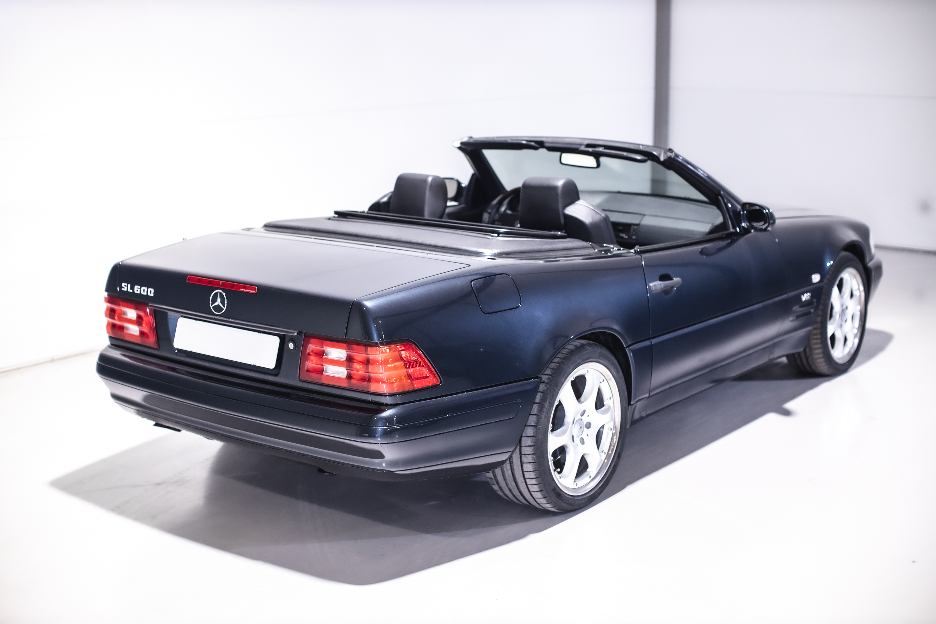 1998 MERCEDES-BENZ (R129) SL600 for sale by auction in Uppsala, Sweden